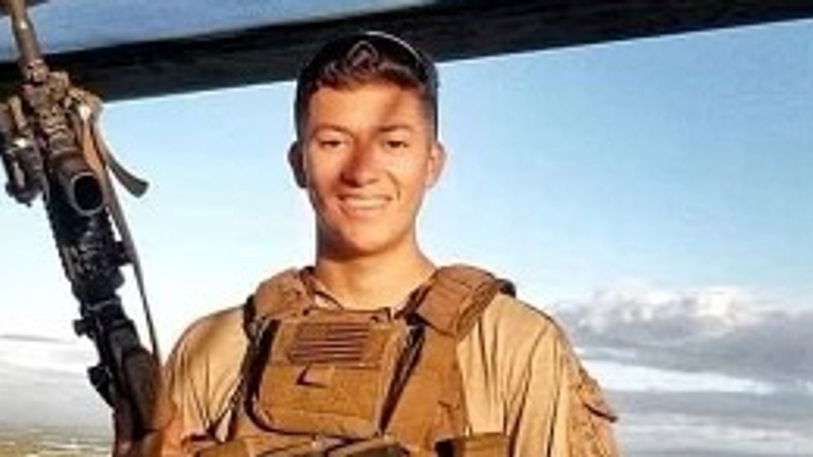 'I love my job': US Marine posted moving photo of herself with an ...