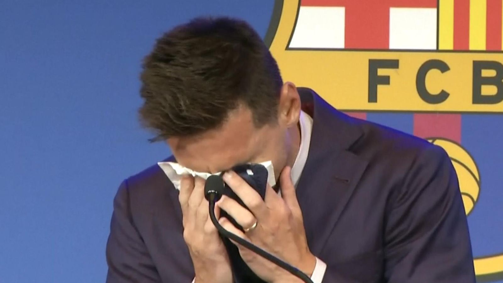 Messi bids farewell to Barcelona | UK News | Sky News