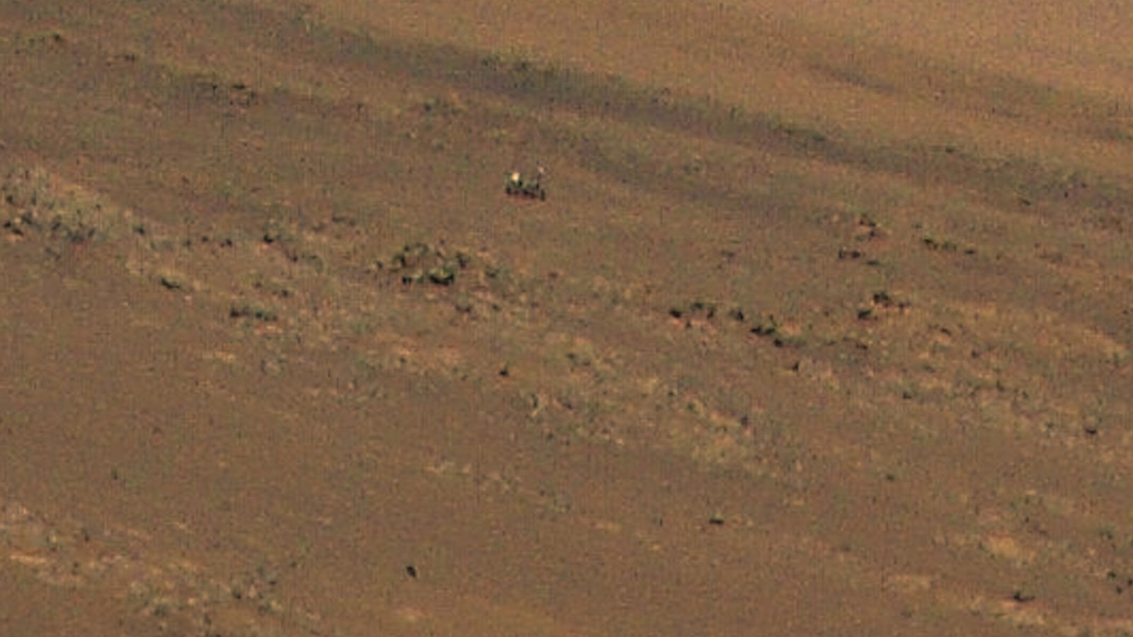 NASA's Ingenuity Mars helicopter spots Perseverance rover from above ...