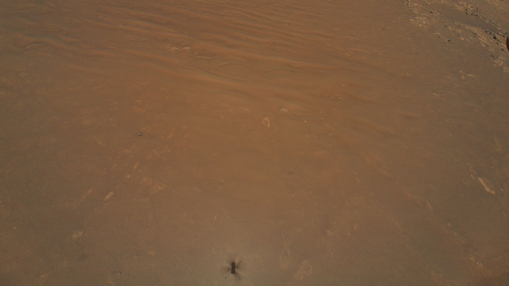 NASA's Ingenuity Mars helicopter spots Perseverance rover from above ...