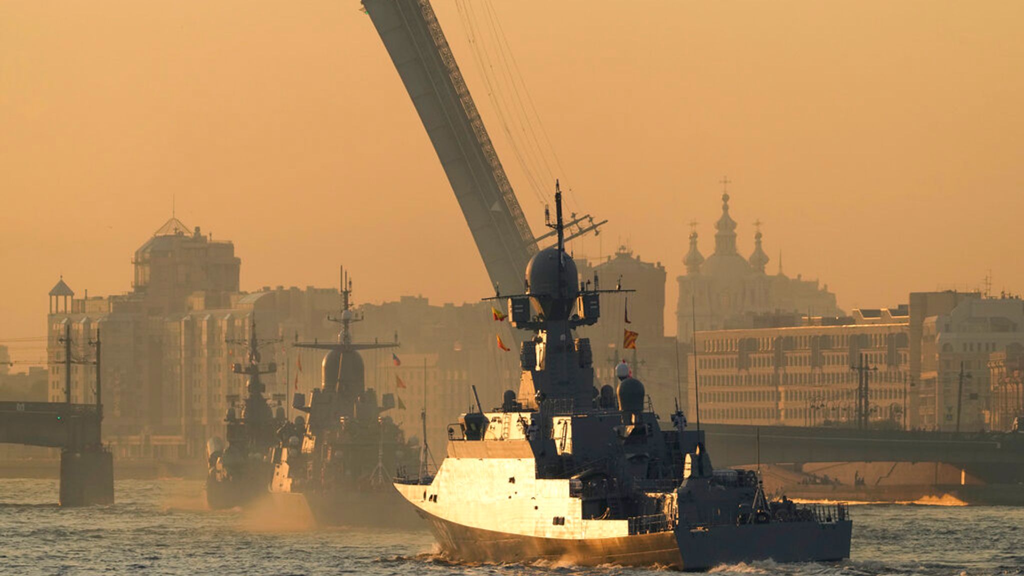 Russia: Vladimir Putin orders nuclear submarines to boost navy forces ...