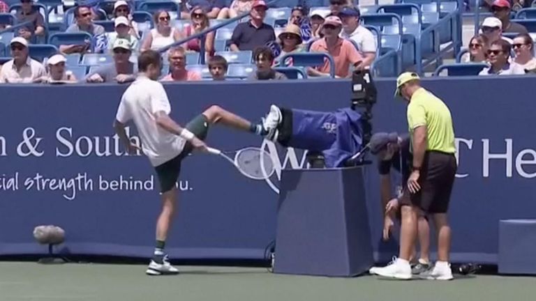 Tennis player Medvedev kicks camera on court after colliding with it ...