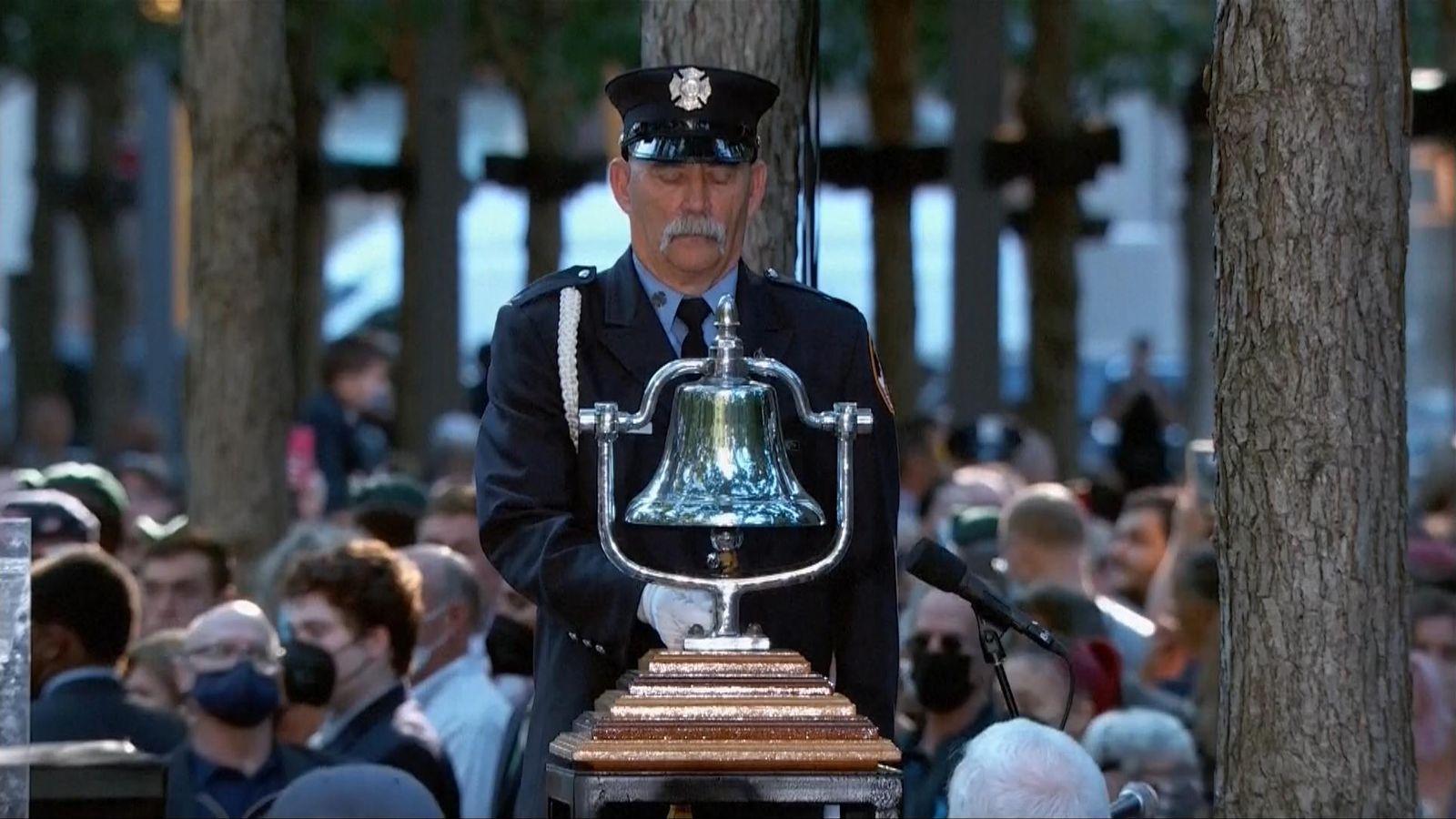 9/11 anniversary: Minute's silence to mark moment first plane struck ...