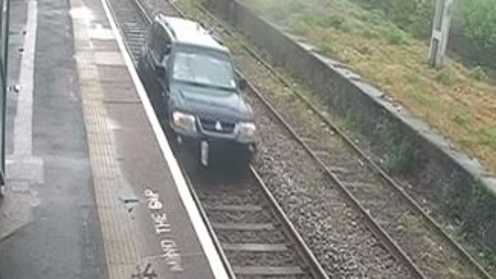 'Idiotic' motorist jailed for driving down train track in rush hour ...