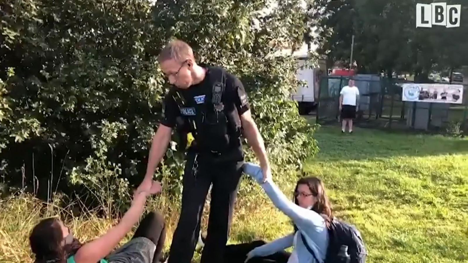 Insulate Britain: Protesters arrested on M25 | Sky News