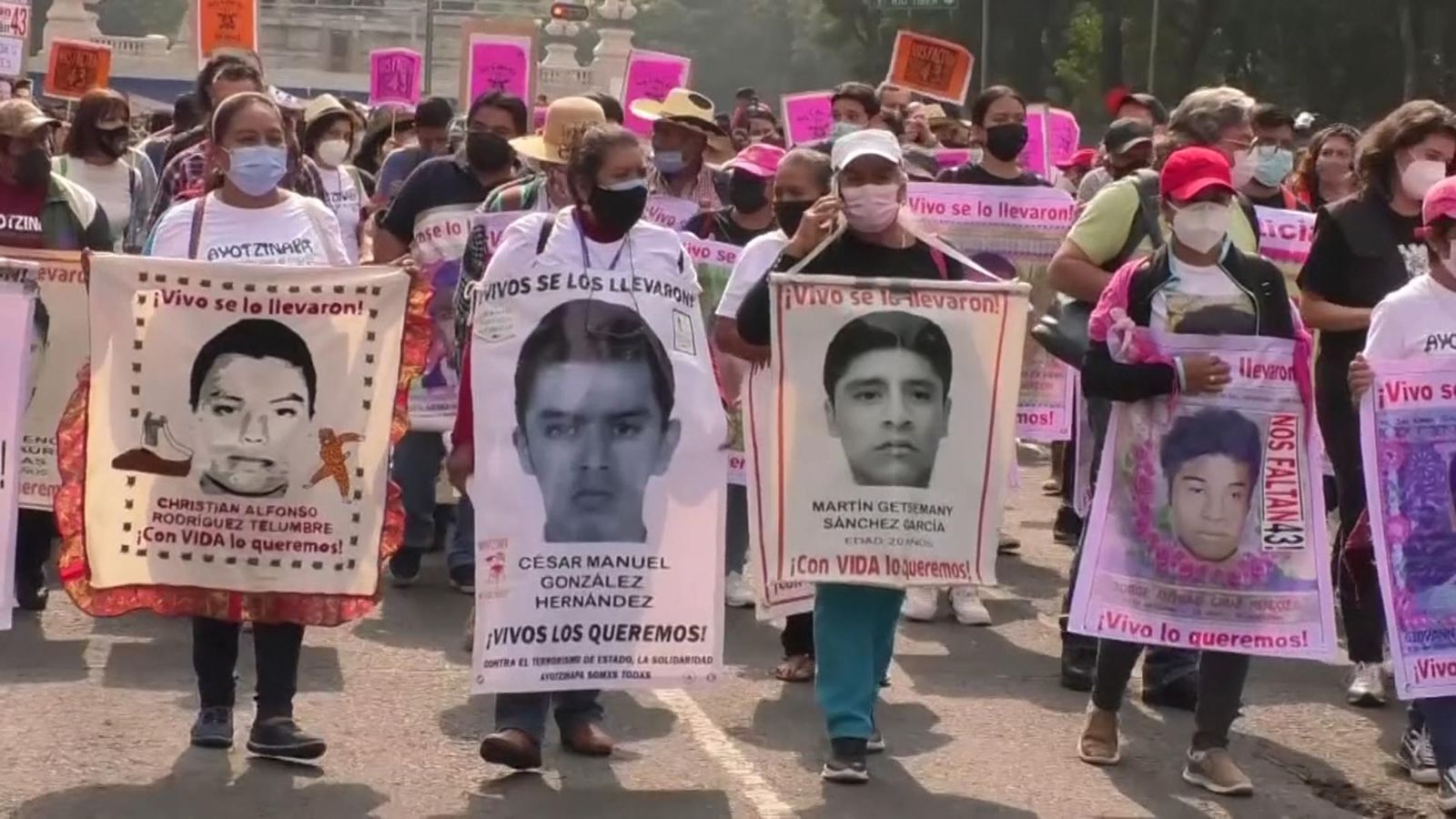 Mexico: March held for 43 students who were killed seven years ago ...