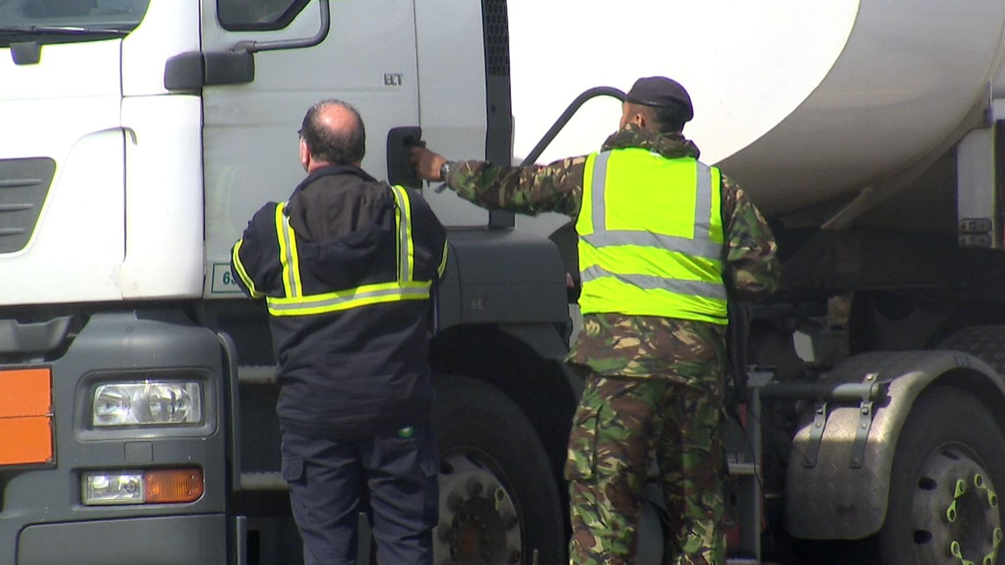 Fuel crisis: Army 'ready to respond' to supply shortages, says defence ...