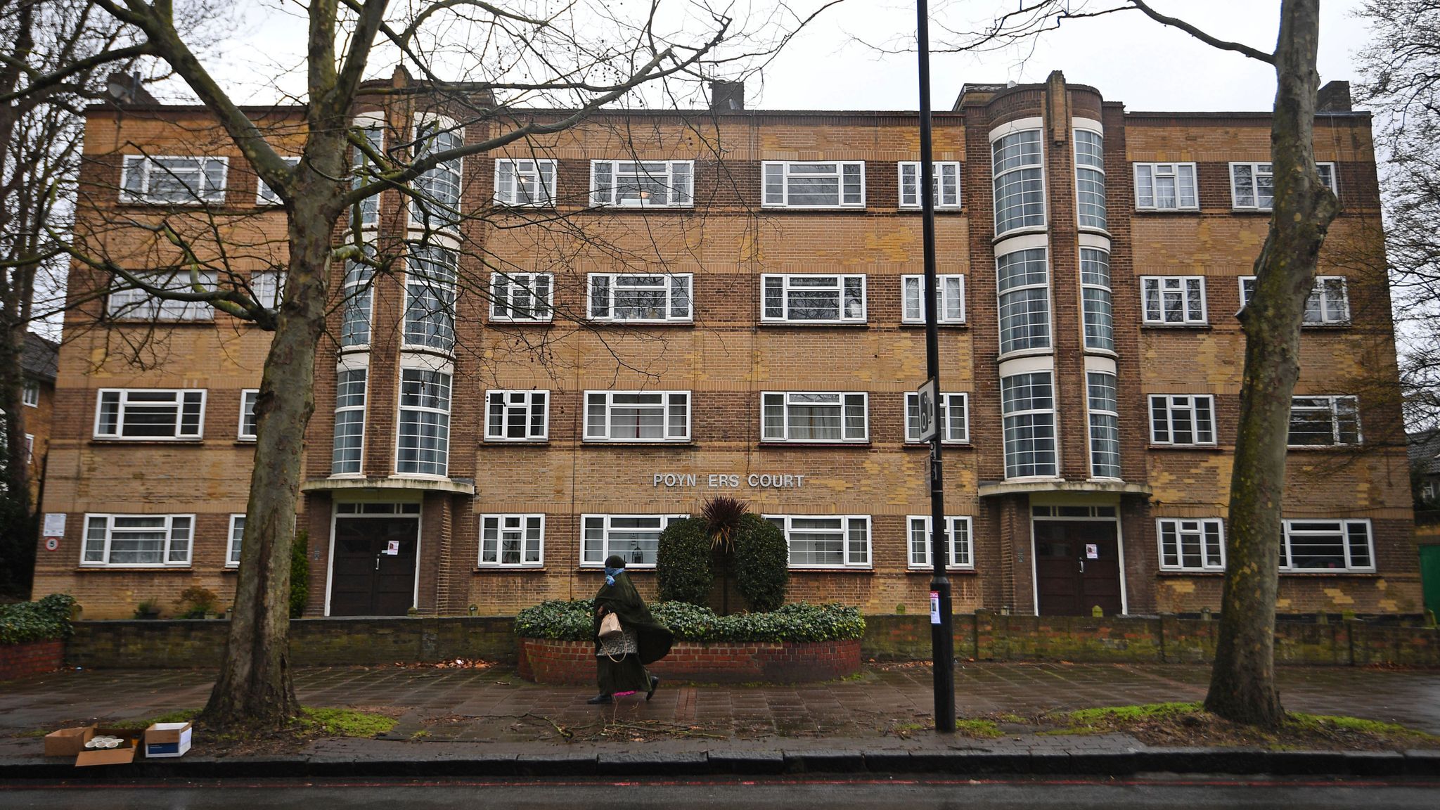 Wayne Couzens handcuffed and arrested Sarah Everard before killing her ...