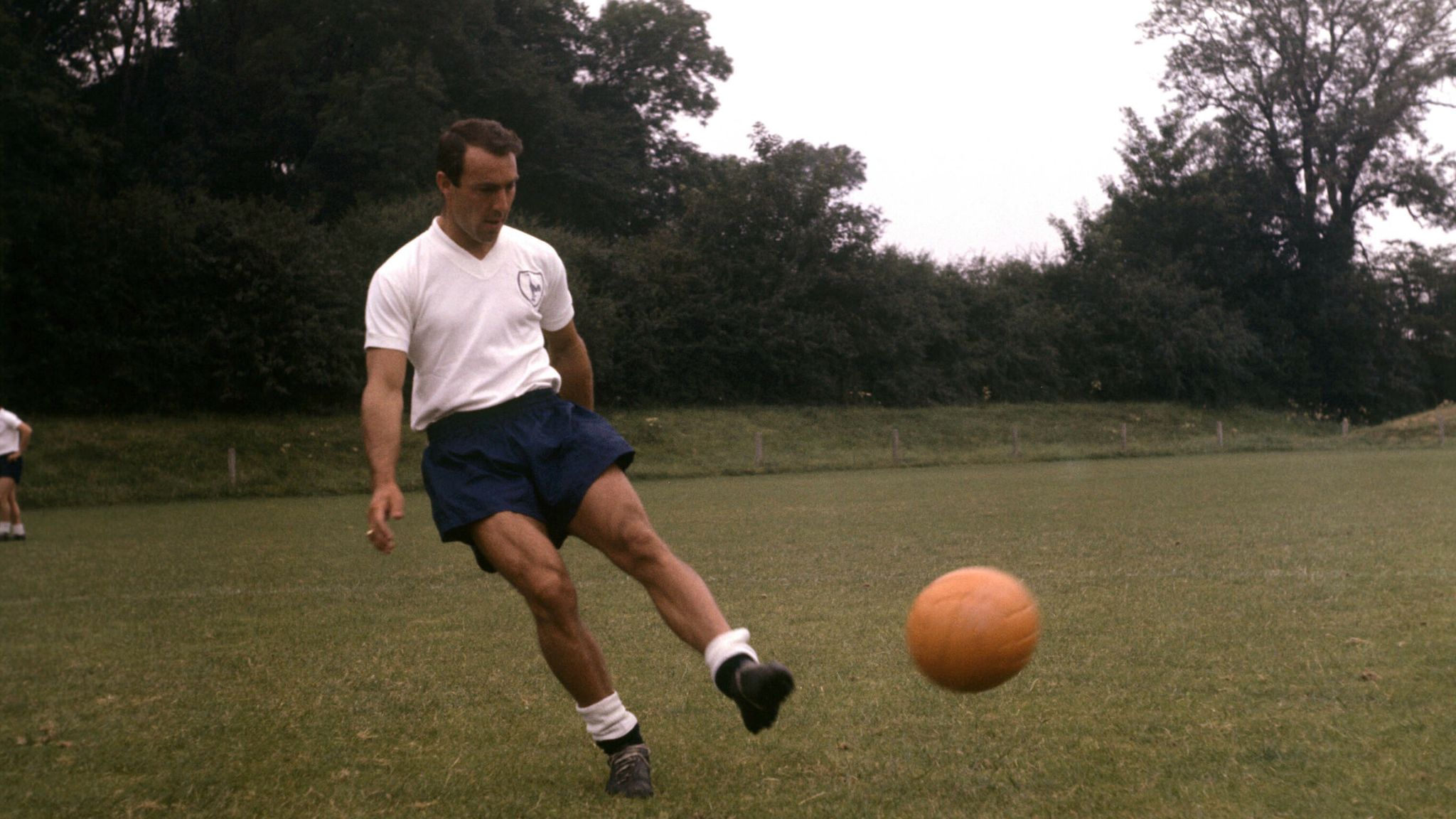 Jimmy Greaves: Tottenham Hotspur and England legend's life in pictures ...