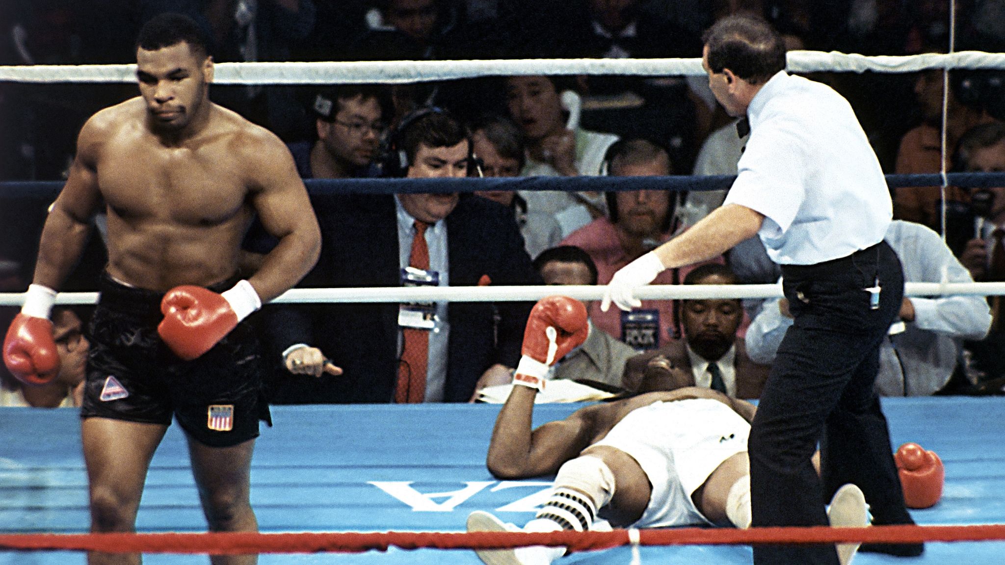 Donald Trump: Former president to commentate on boxing match on 20th ...