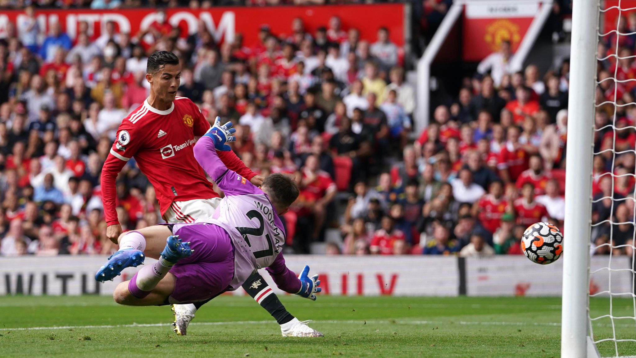 Cristiano Ronaldo scores twice at buoyant Old Trafford on his second ...