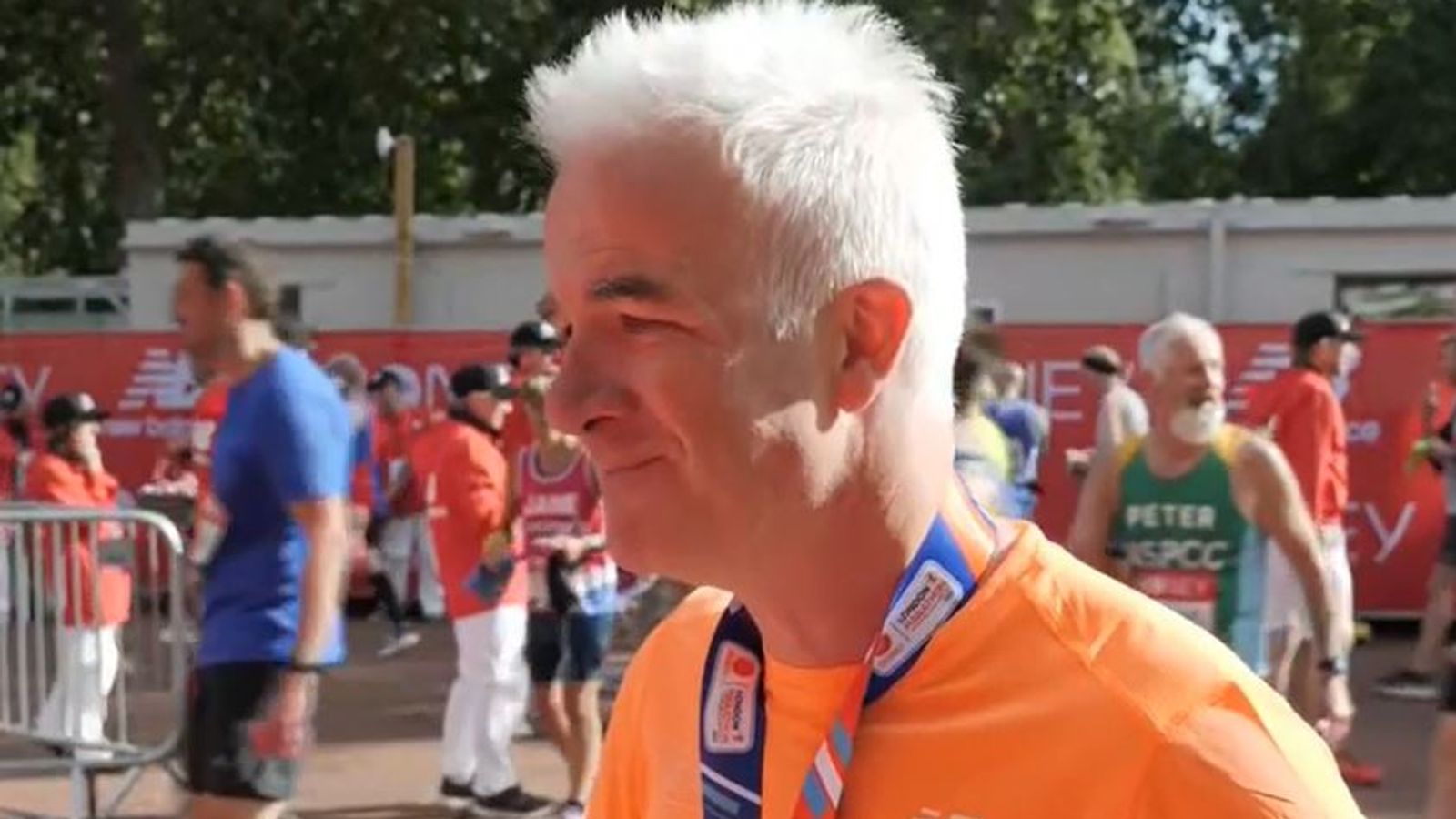 London Marathon: Sky's Enda Brady completes race after COVID-19 ...