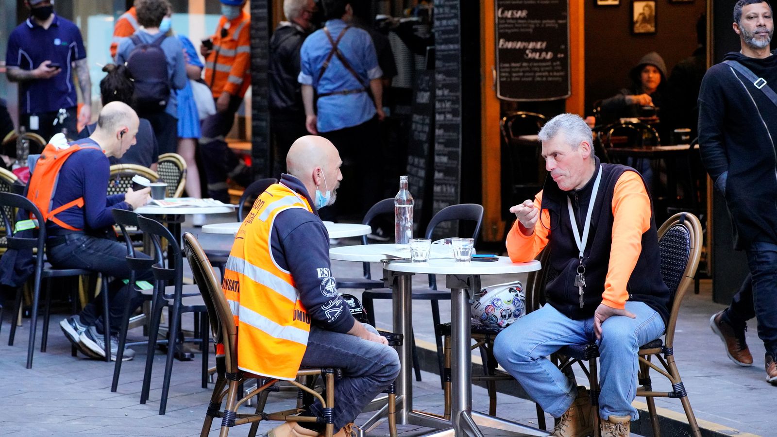COVID-19: Melbourne celebrates as restrictions end in 'world's most ...