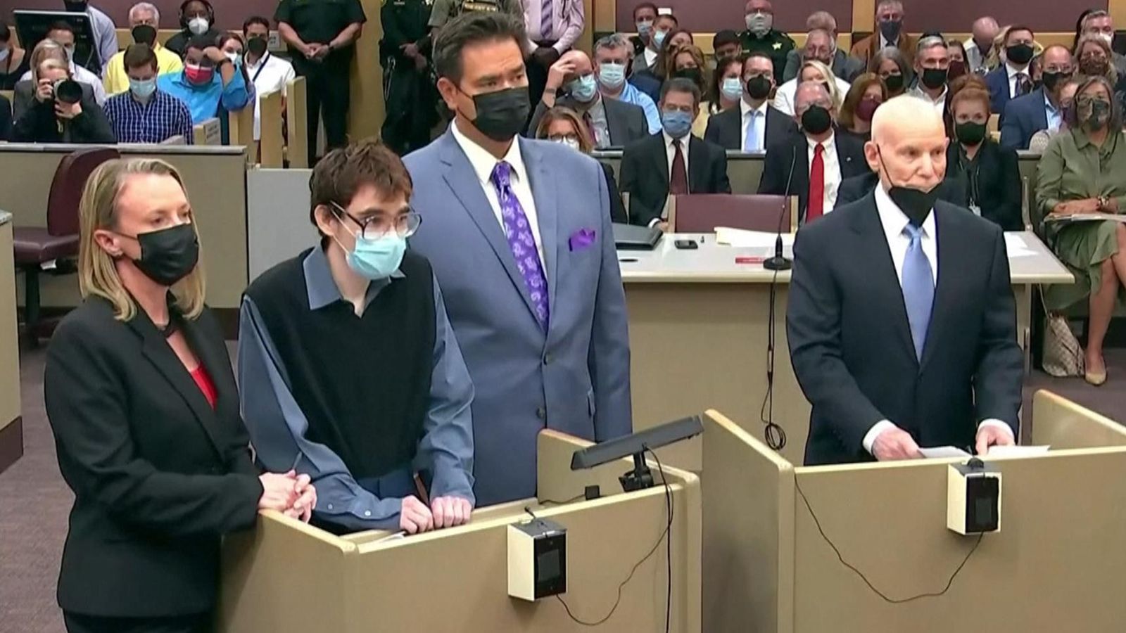 Parkland school killer Nikolas Cruz pleads guilty to 17 murders | US ...