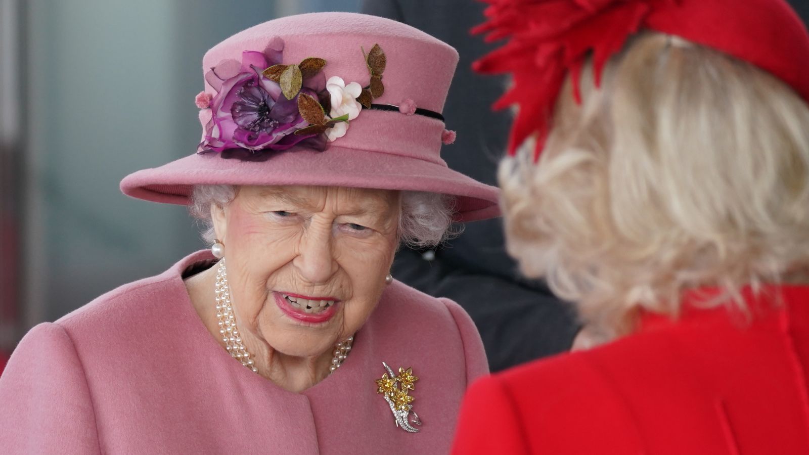 COP26: Queen 'irritated' by leaders who 'talk but don't do' on climate ...