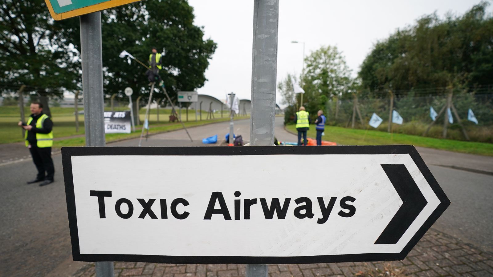Extinction Rebellion climate activists block entrances to airport over ...