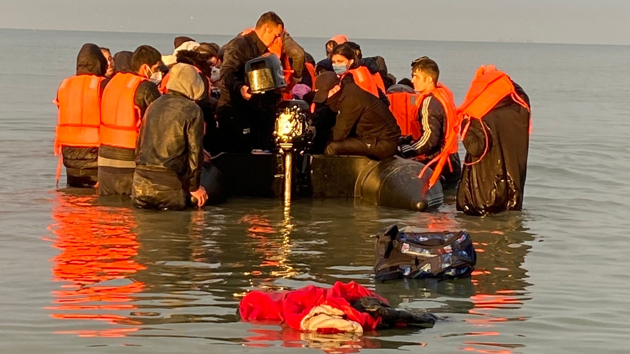 Migrant crossings: Sky News witnesses chaotic boat launches near Calais ...