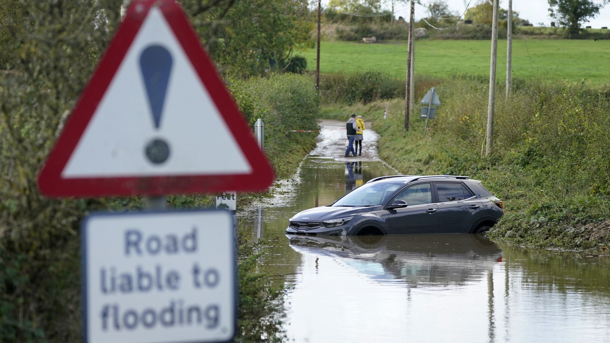 UK weather: Winds and rain bring 'wild start' to Sunday - but what is ...