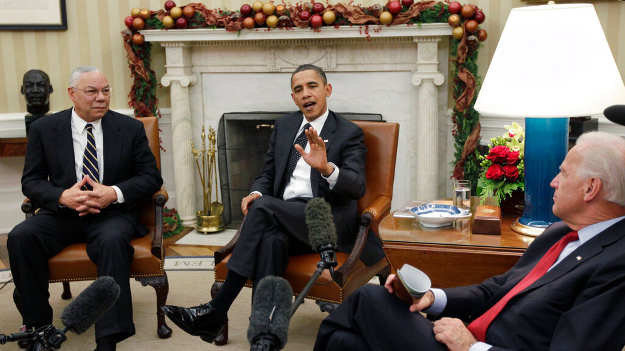 Colin Powell death: Biden leads tributes to former US secretary of ...