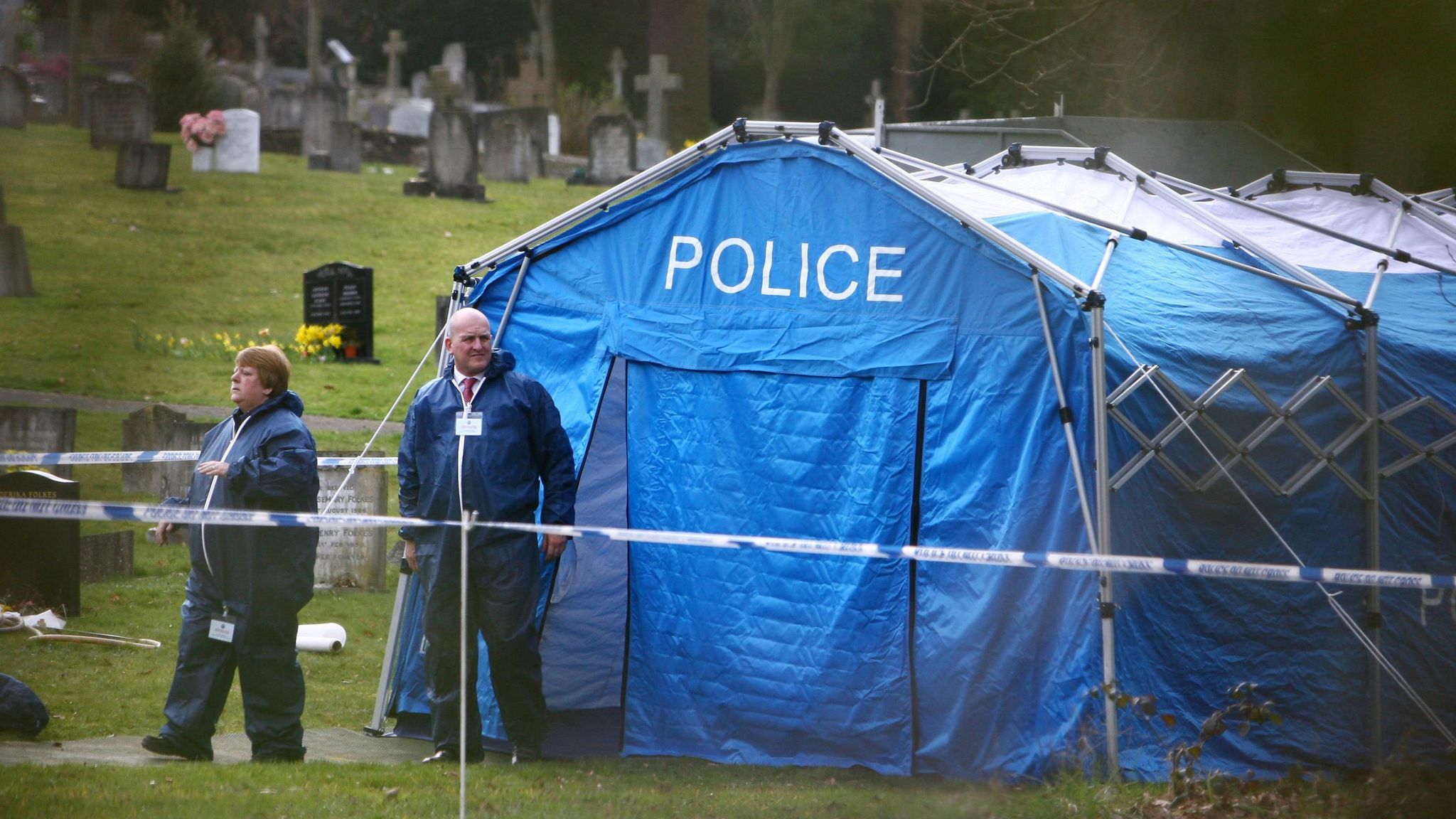 West Sussex unidentified headless torso murder remains unsolved 30 ...