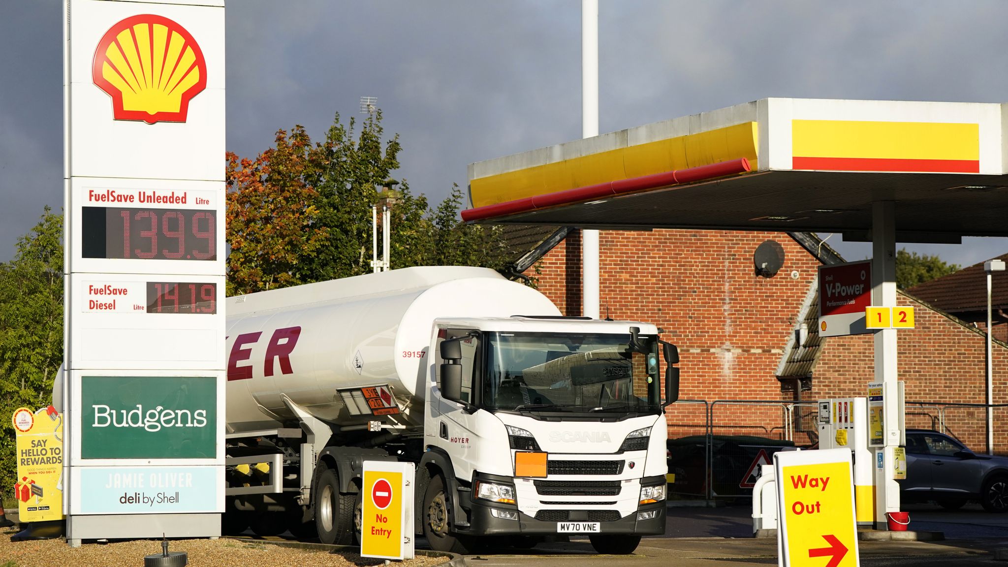 'Significant reduction' in petrol stations running dry in hard-hit ...