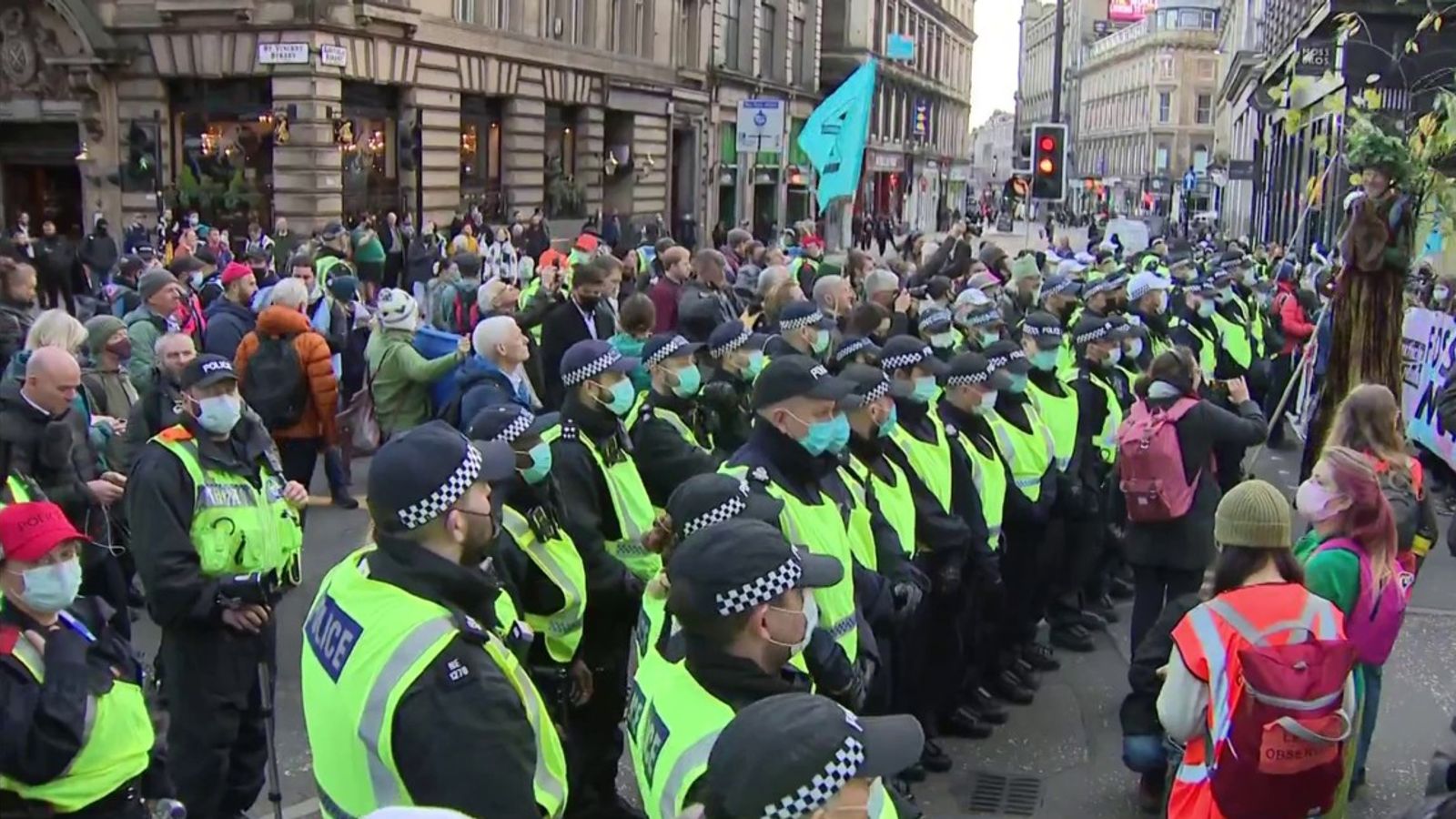 XR protesters clash with police in Glasgow | Sky News
