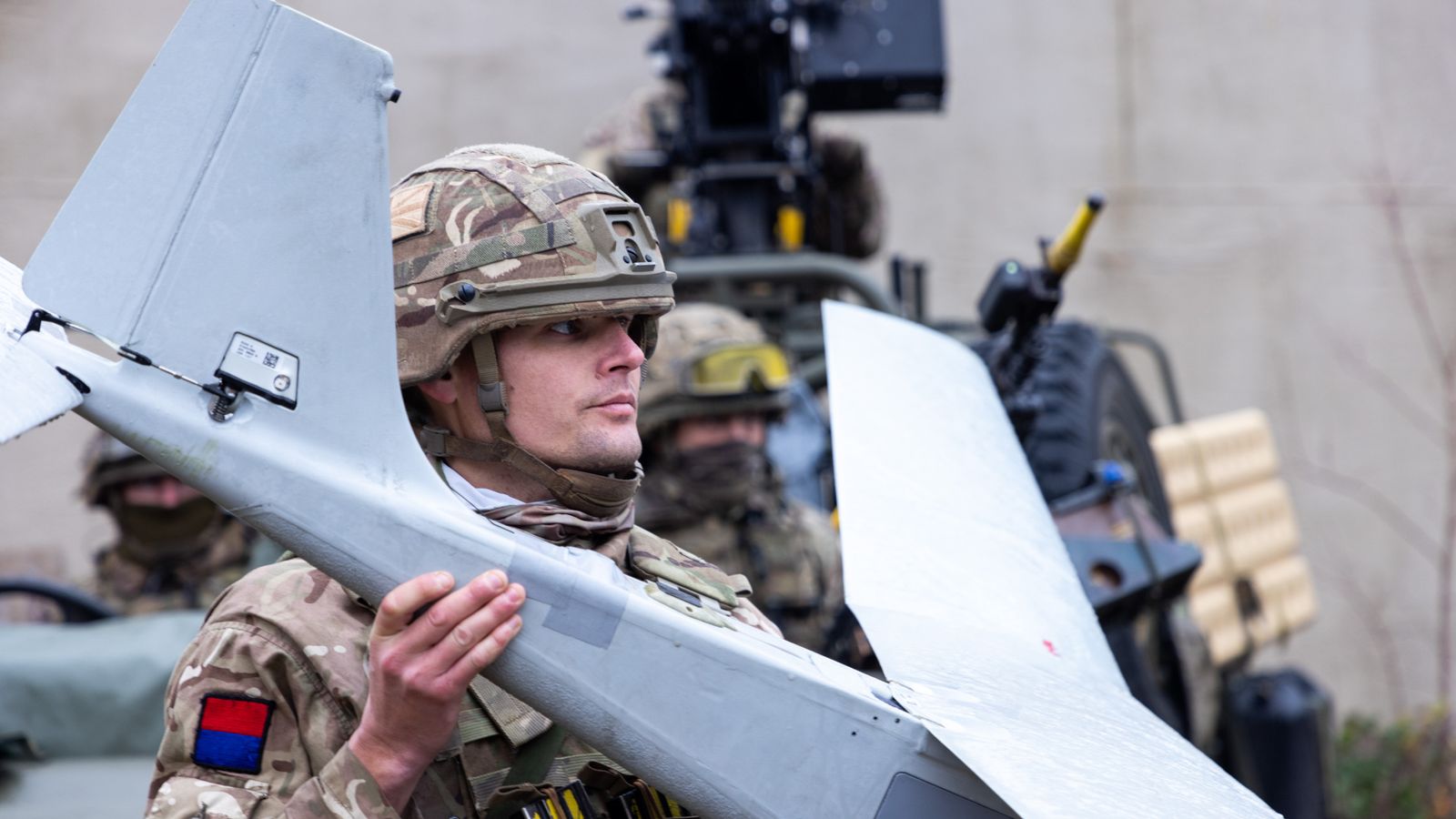 Defence secretary saves 500 troops from army cull, as new elite Ranger ...