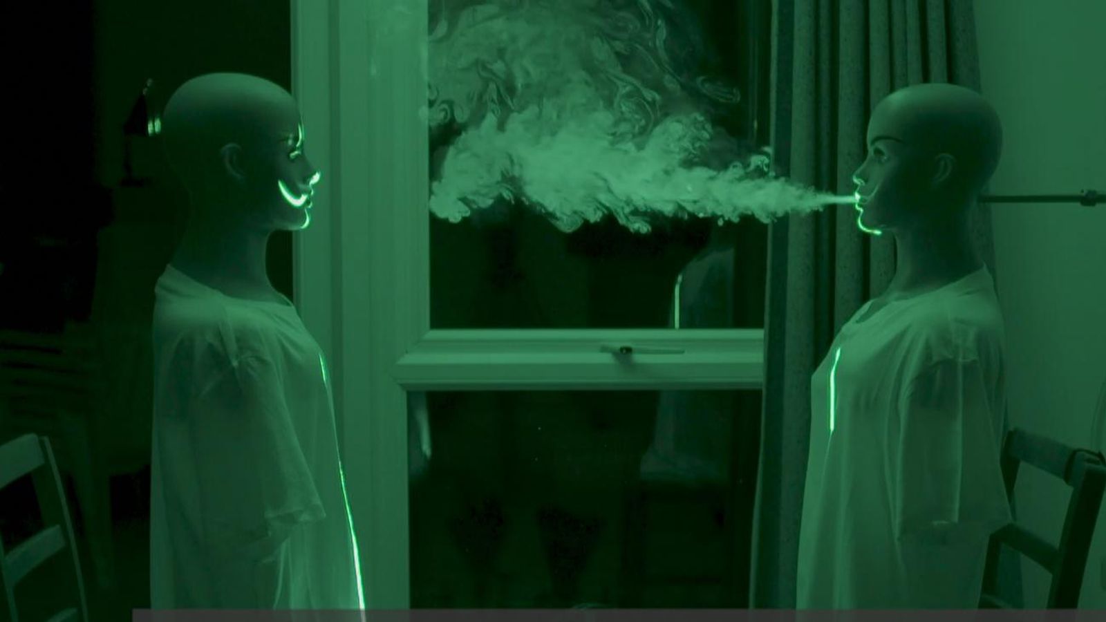 COVID-19: Campaign encouraging people to open windows over Christmas to ...
