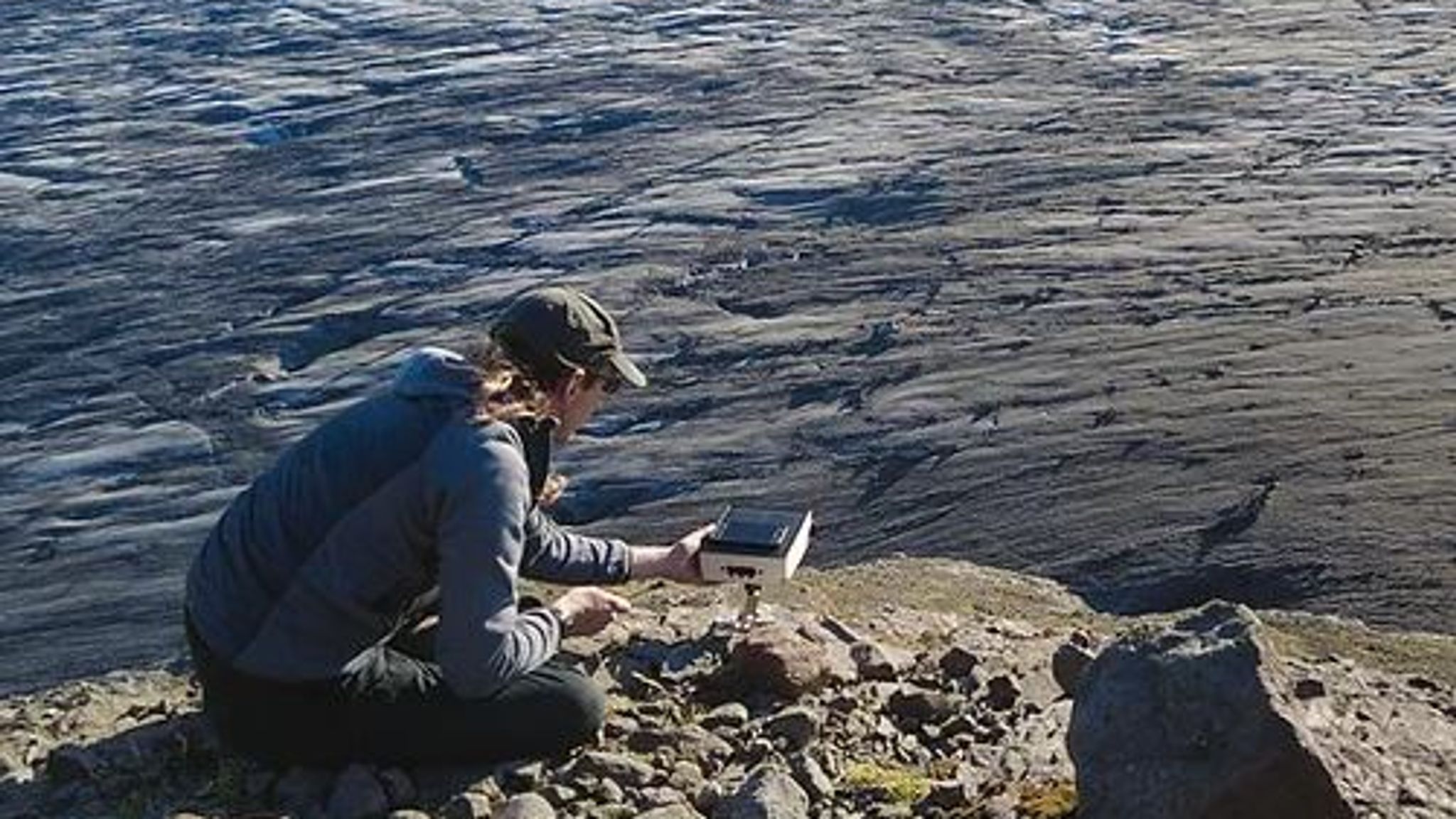 Climate change: Icelandic glacier melting faster than it can recover ...