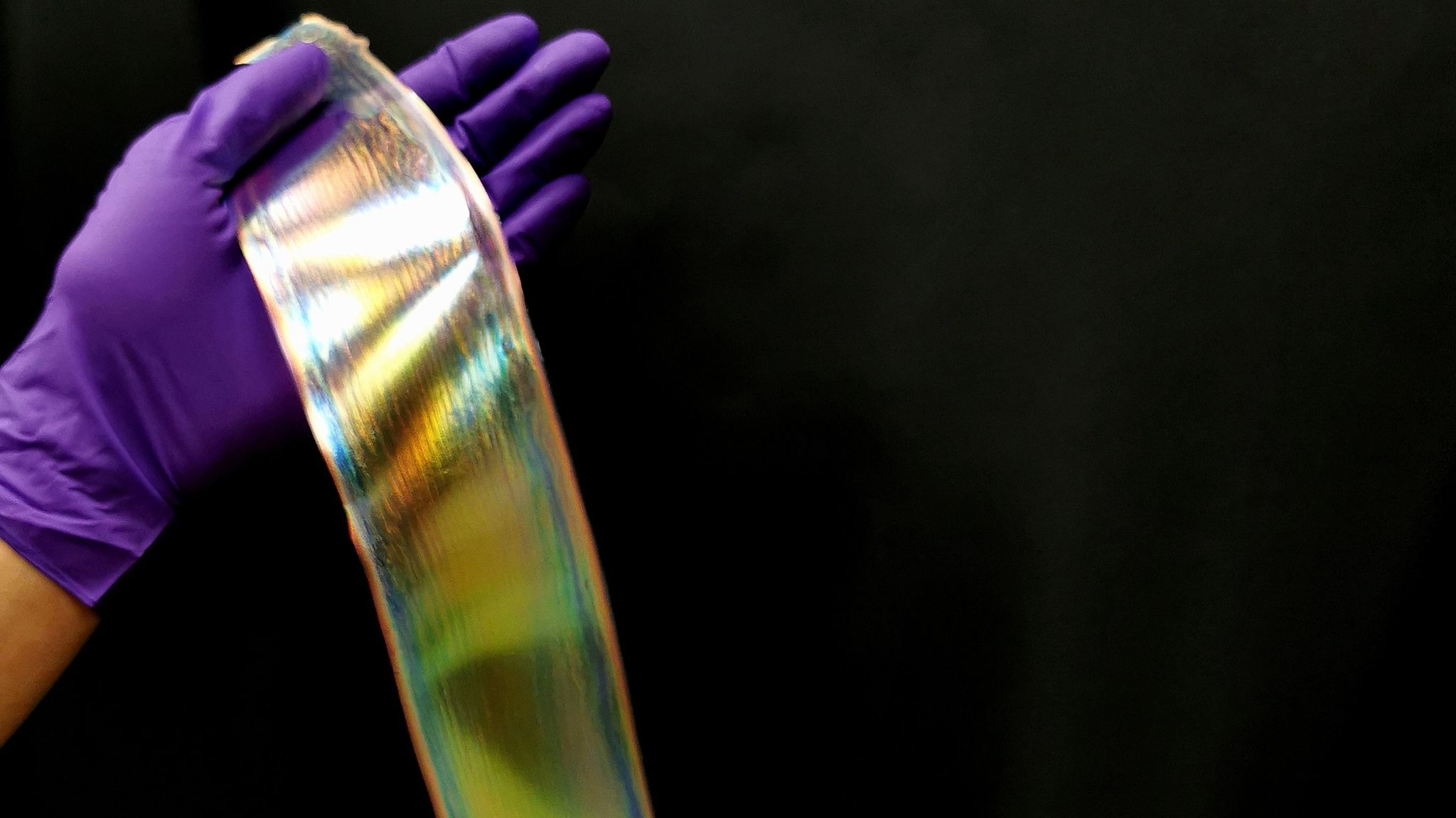 Researchers create sustainable, biodegradable, vegan glitter in the ...