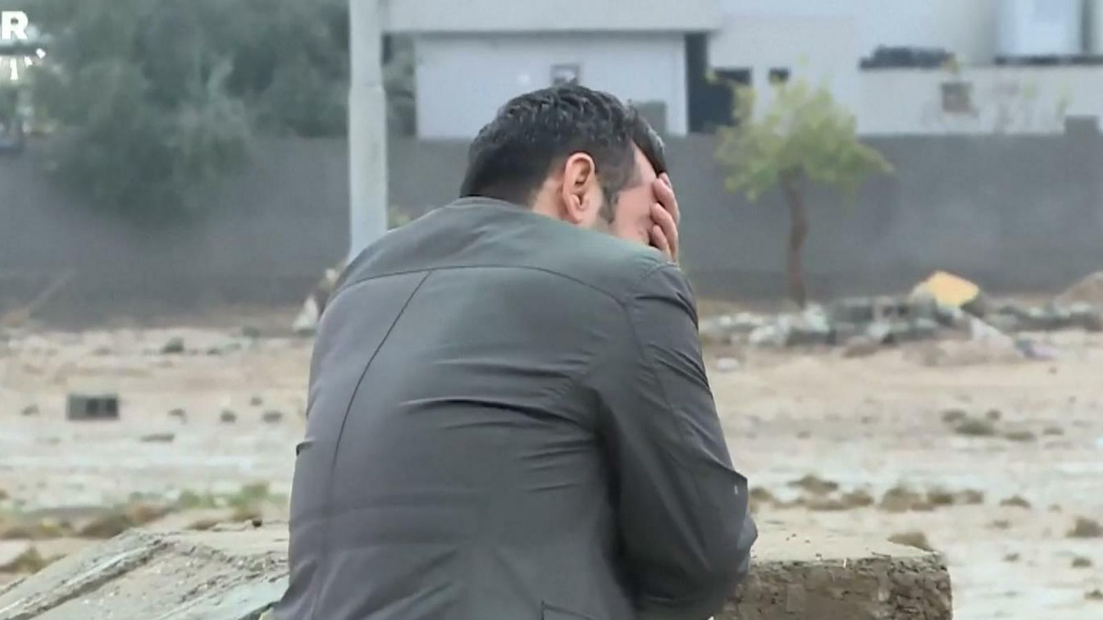 Weather: At least eight dead including baby in floods in Erbil, Iraq ...