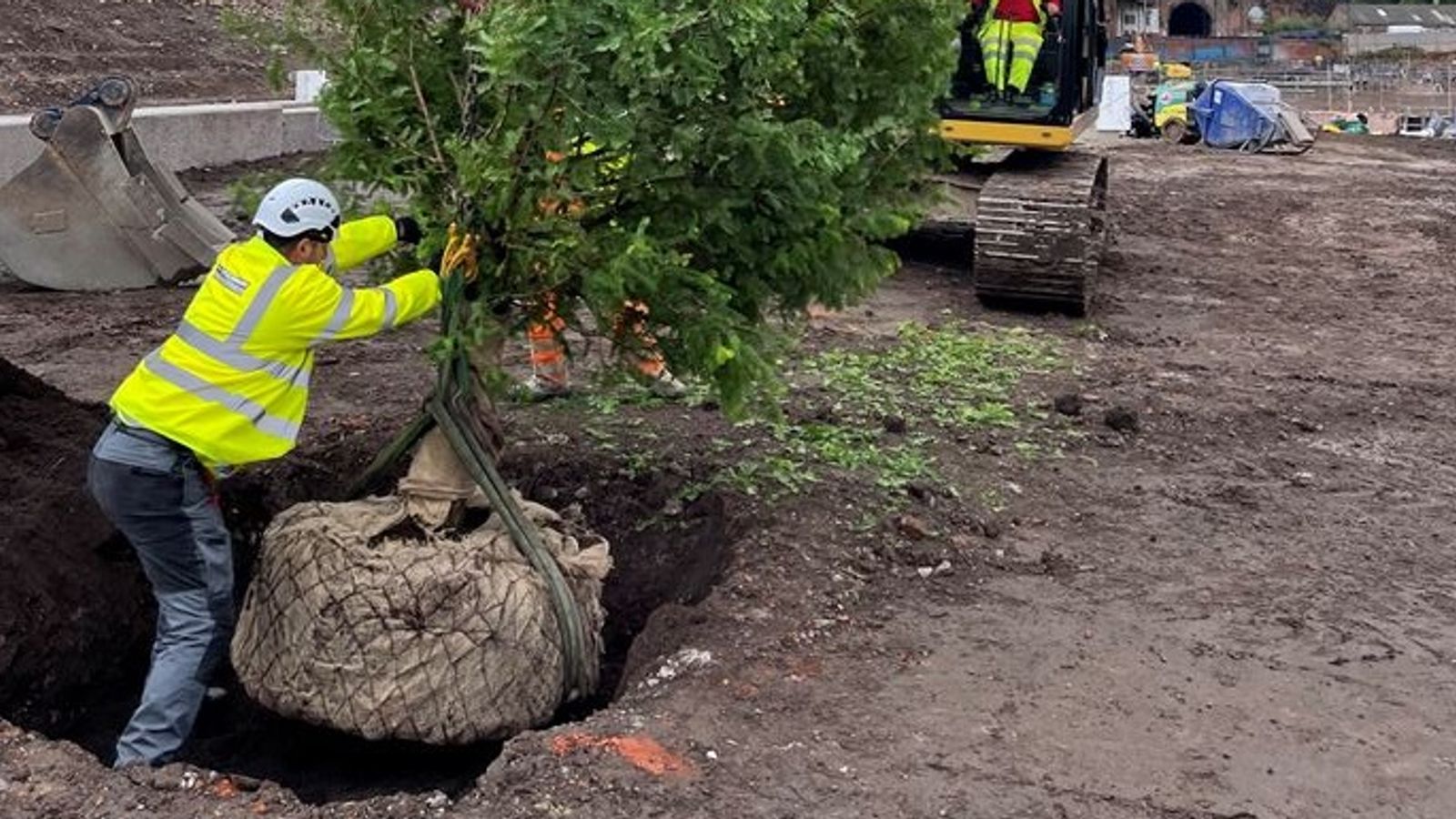 Manchester to get a 'green lung' with its first city park in 100 years ...
