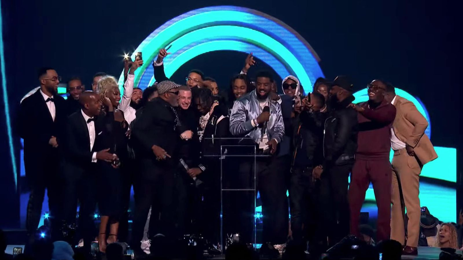 Video: Watch MOBO Awards highlights as Tion Wayne and Russ Williams ...