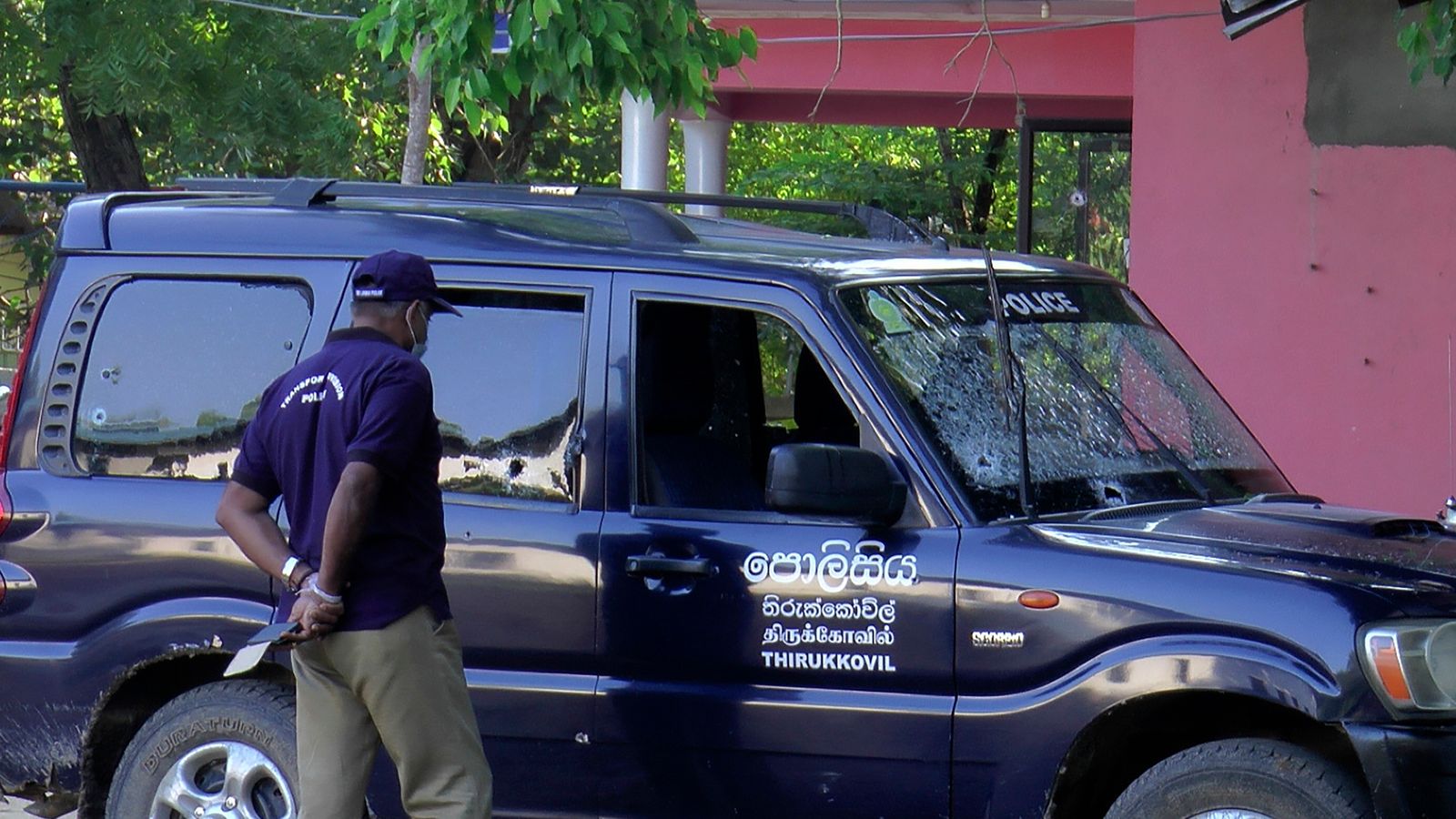 Sri Lanka: Policeman shoots dead four fellow officers and injures three ...