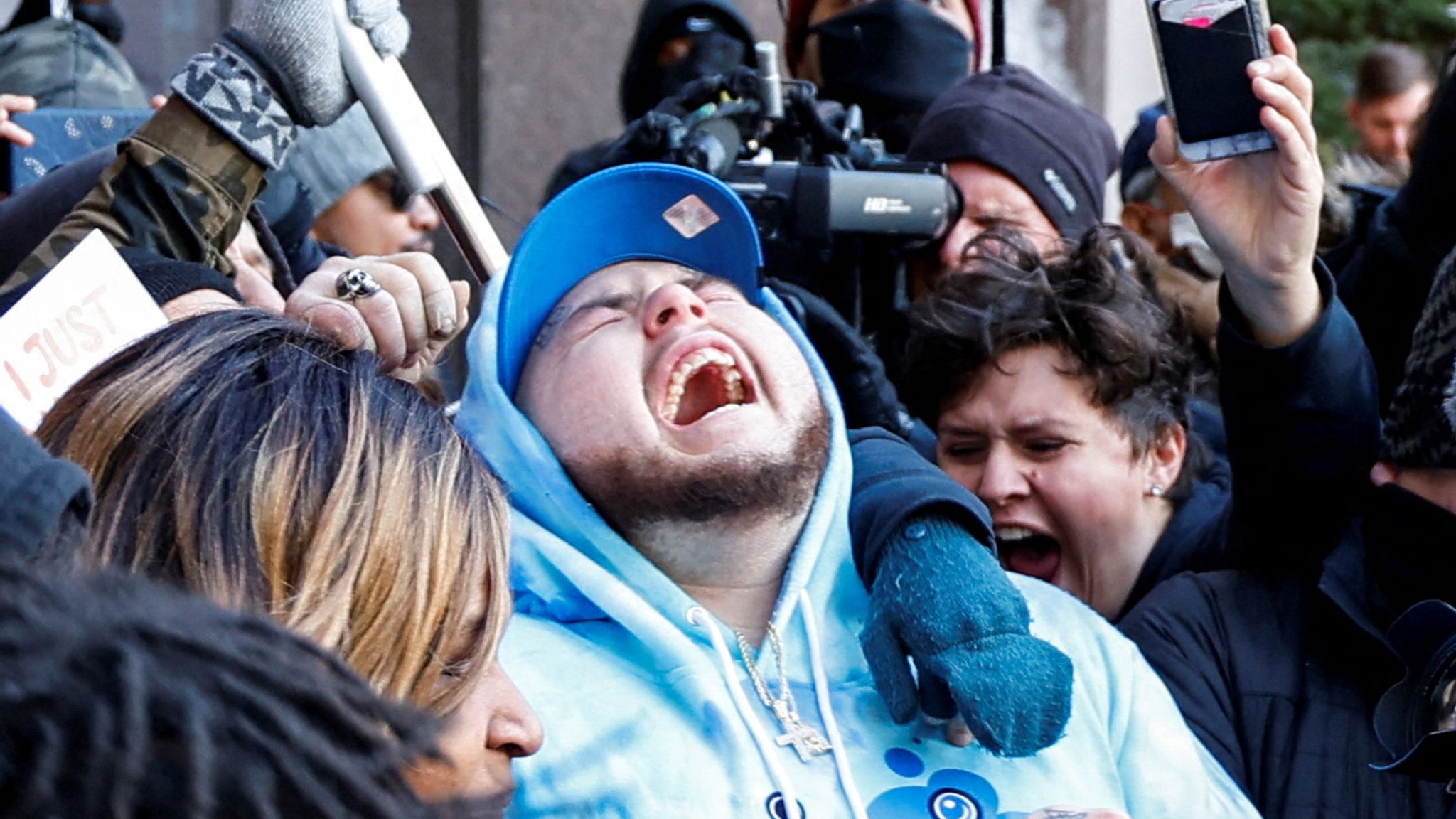 Kimberly Potter: Ex-police officer 'who mistakenly fired gun instead of ...