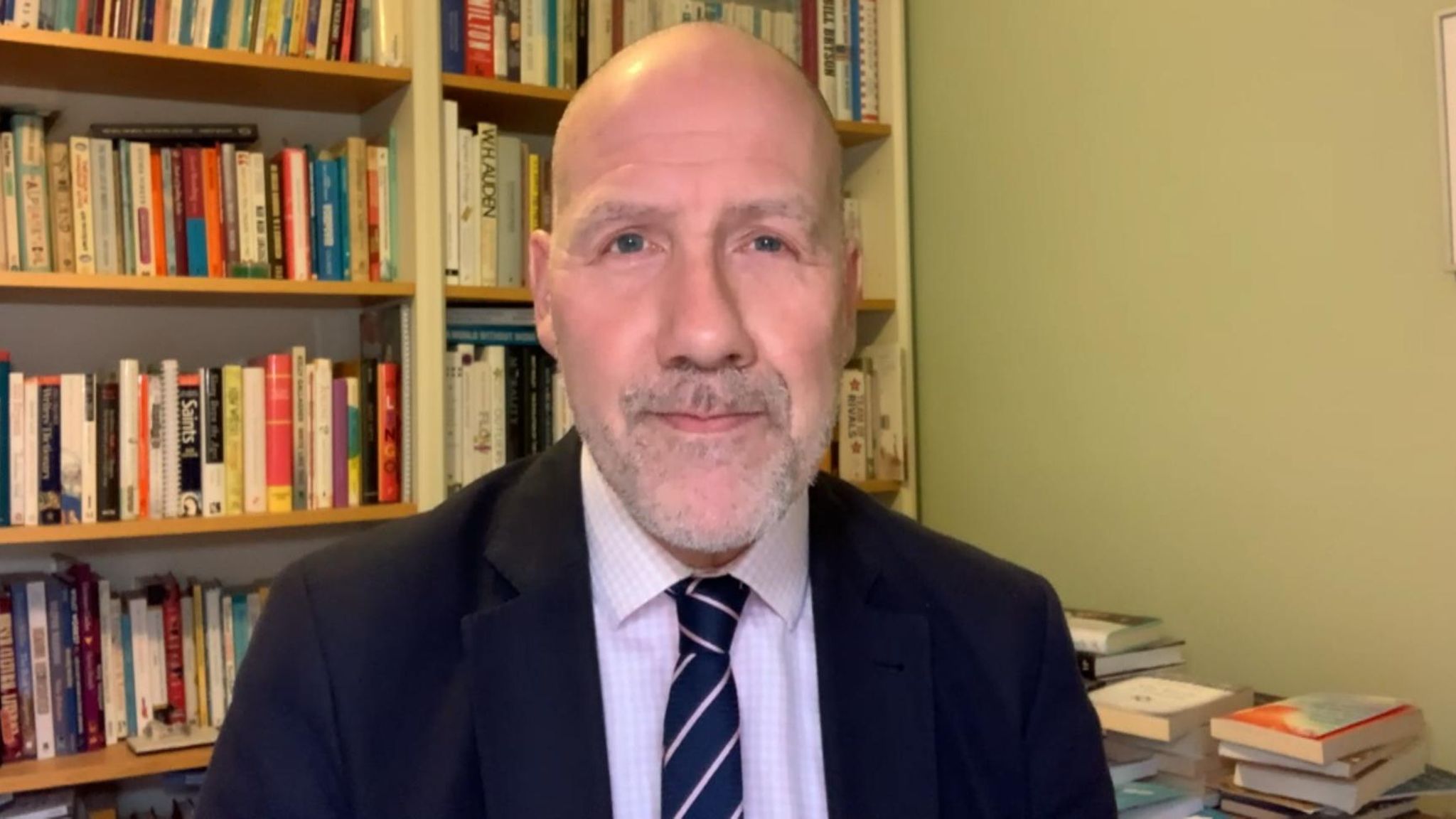 Higher education: Plans to consider minimum grade requirements for ...