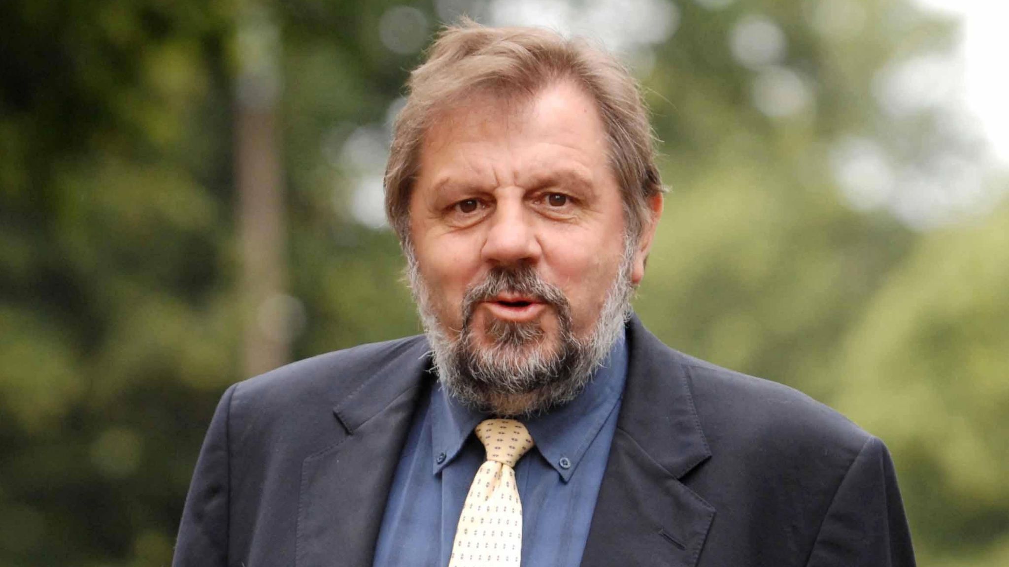 Jethro: Comedian dies after contracting COVID, as family say their ...