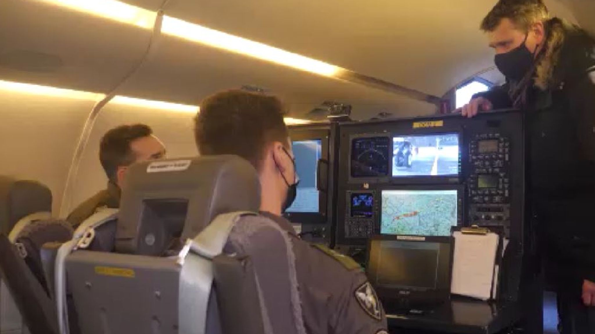 Migrant crisis: Crossings continue despite Channel tragedy - as high ...