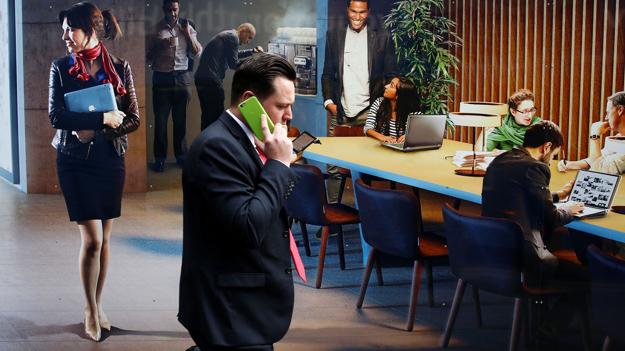 UK to phase out 2G and 3G mobile services by 2033 | Science, Climate ...