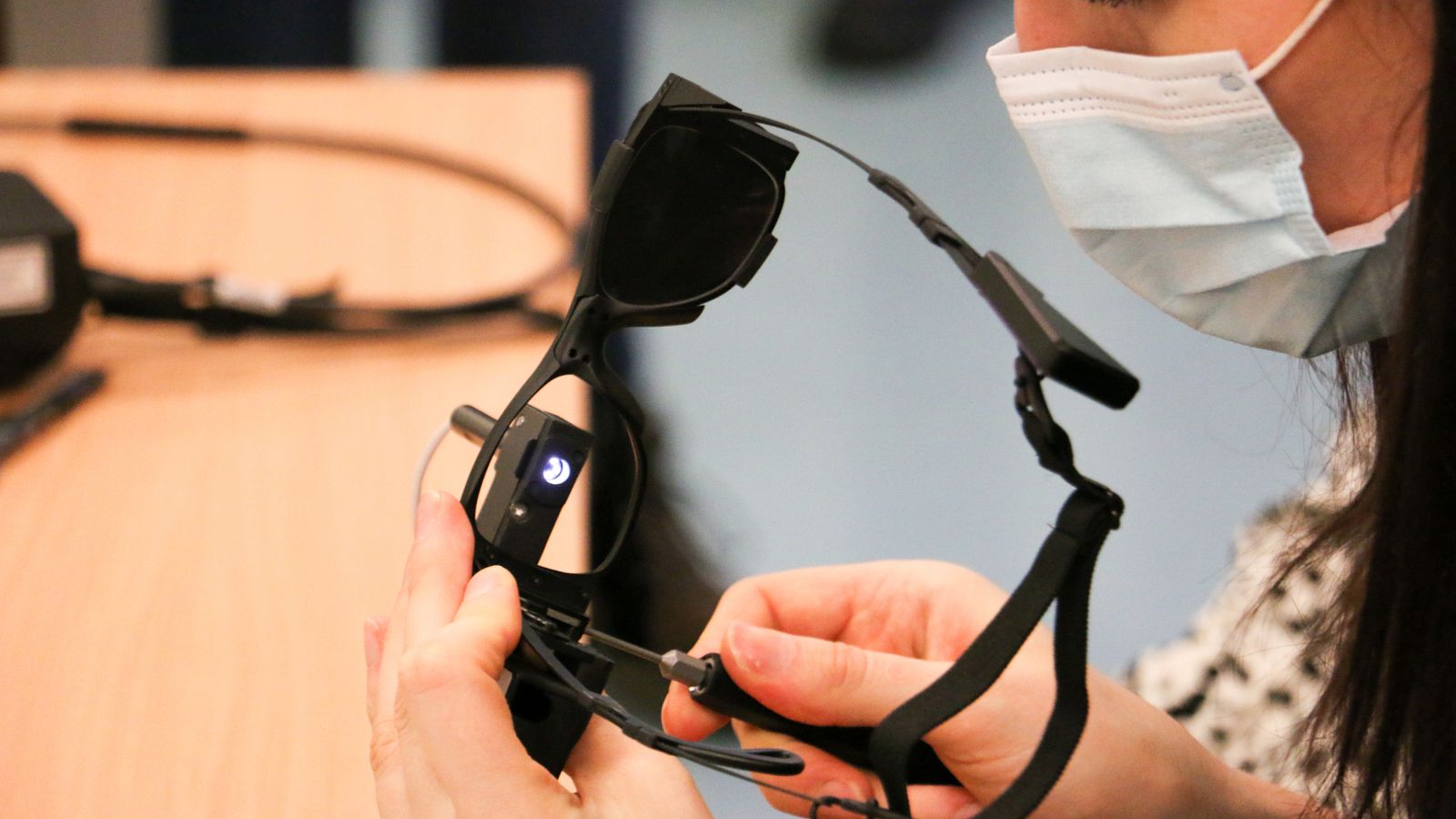 'Bionic' gran is first in UK to use 'revolutionary' microchip that ...