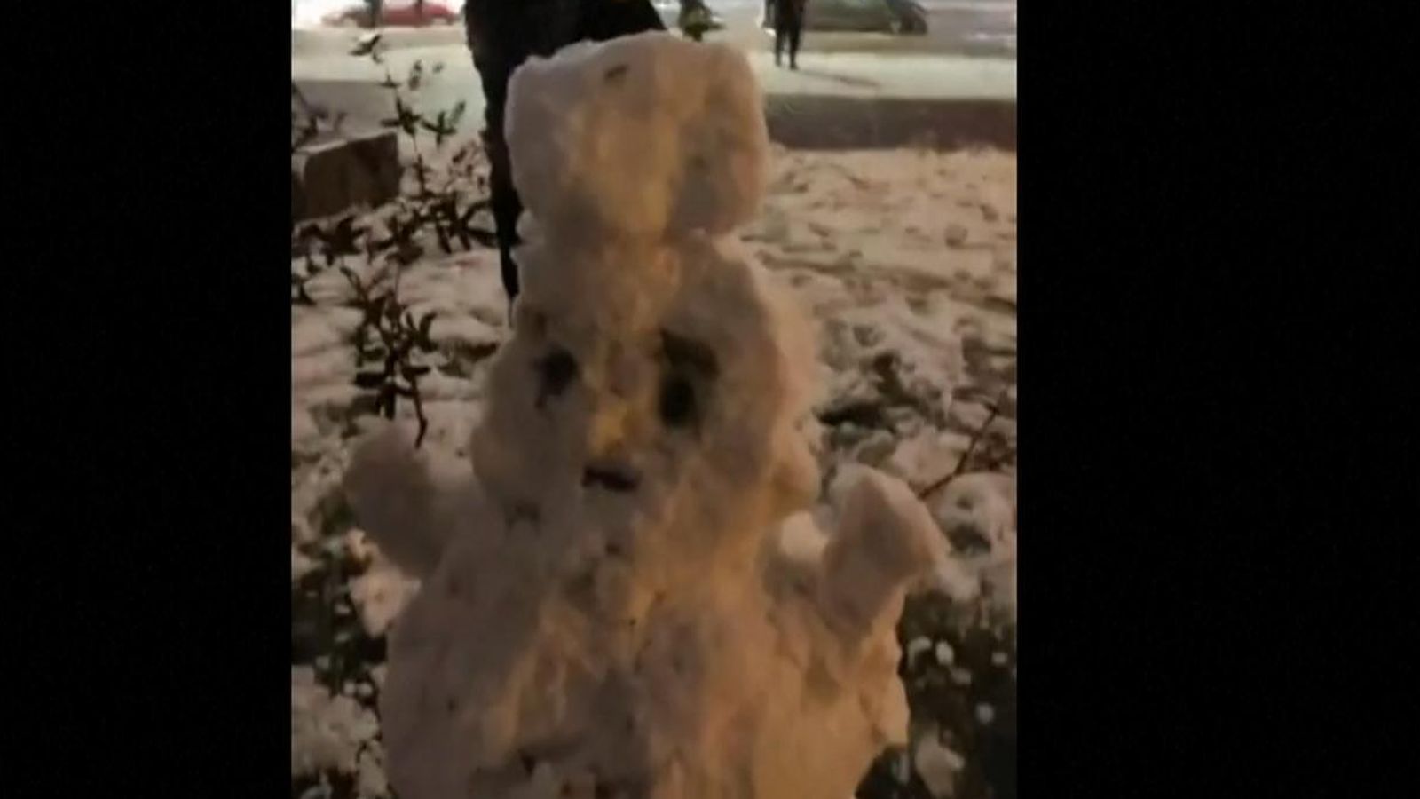 Syrians build snowmen as snow and ice hit Damascus | World News | Sky News