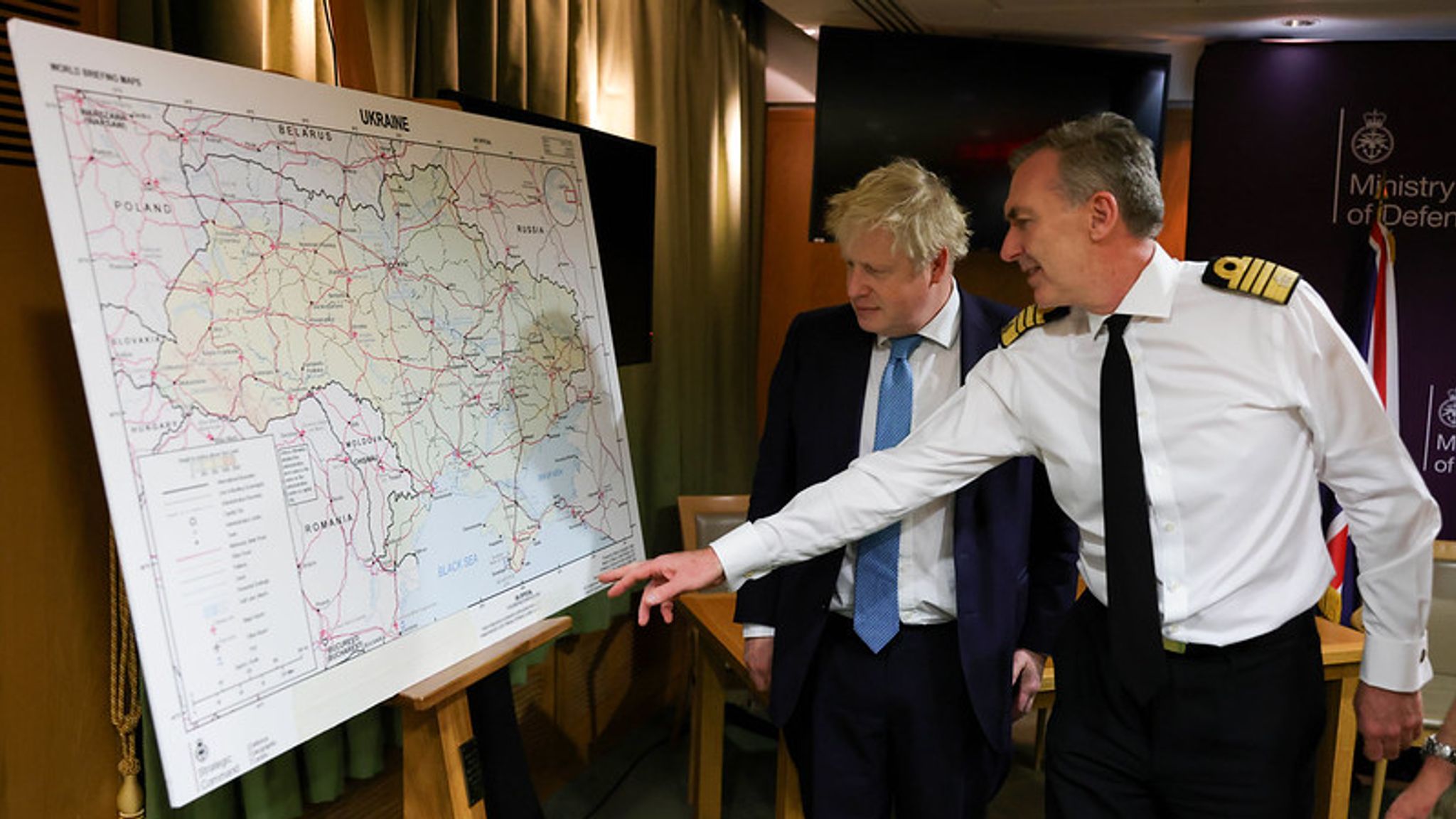 Ukraine-Russia tensions: Boris Johnson to call Putin to 'accelerate ...