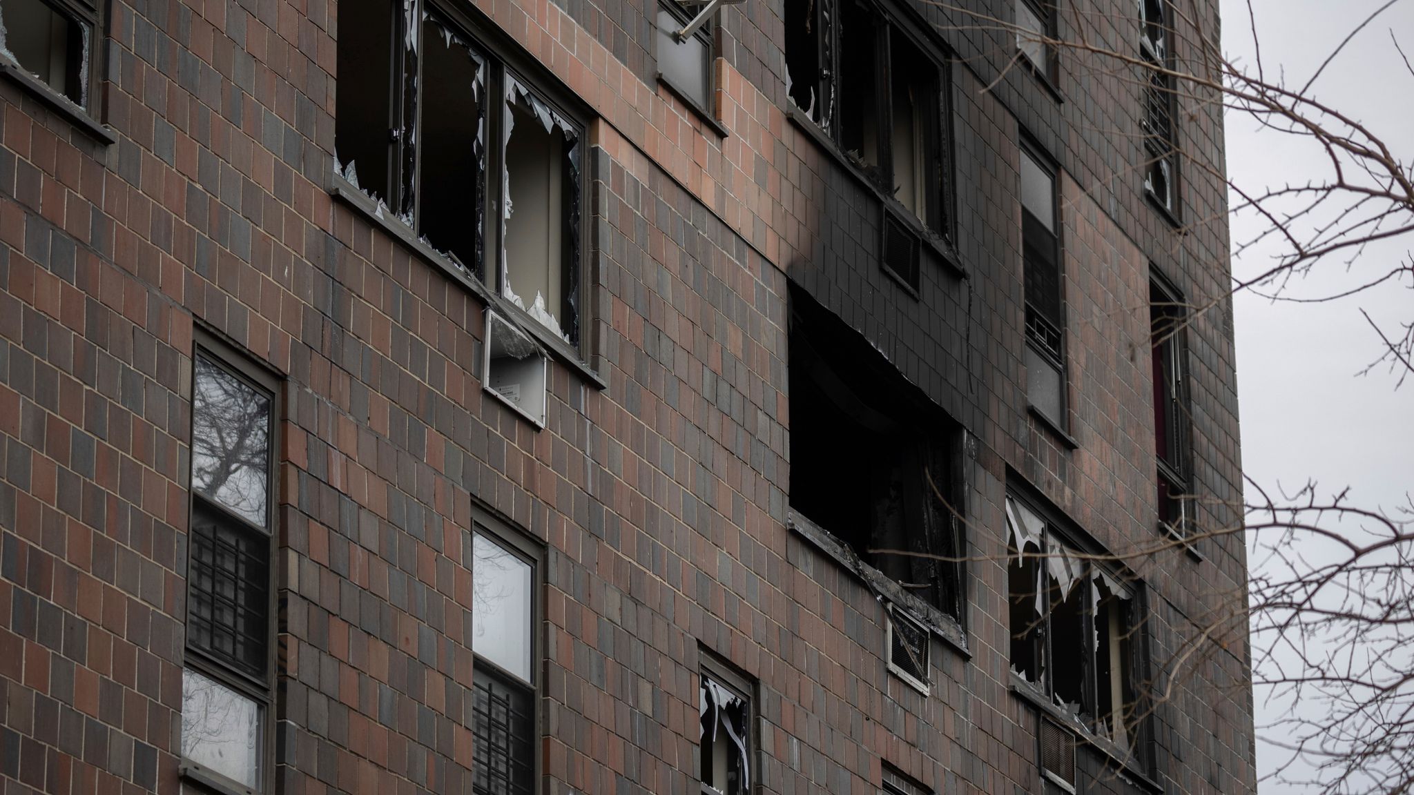 Bronx fire: At least 19 dead and more than 60 injured as blaze tears ...