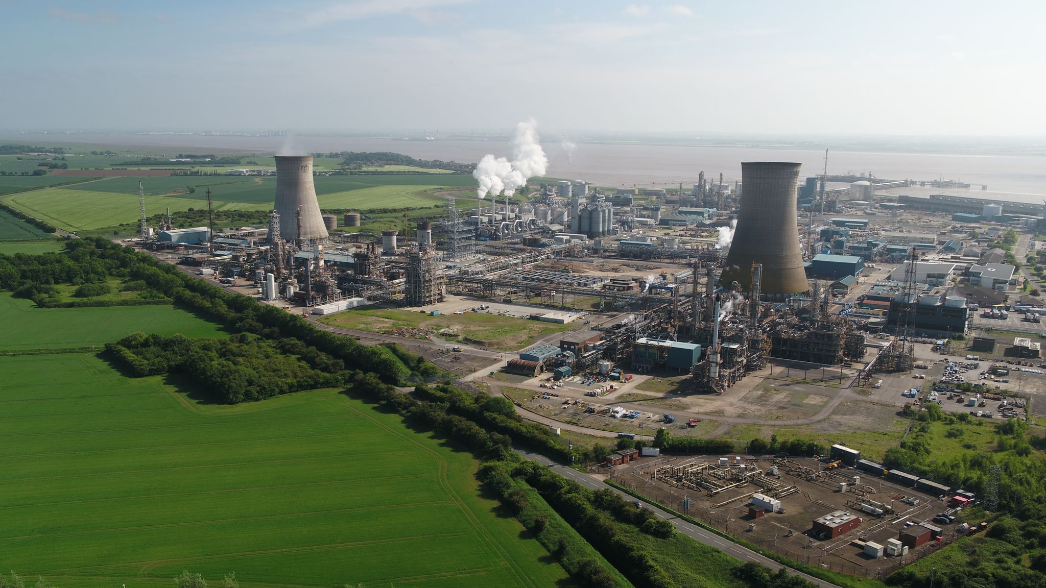 Climate change: Shell carbon capture facility 'secures just 48% of ...