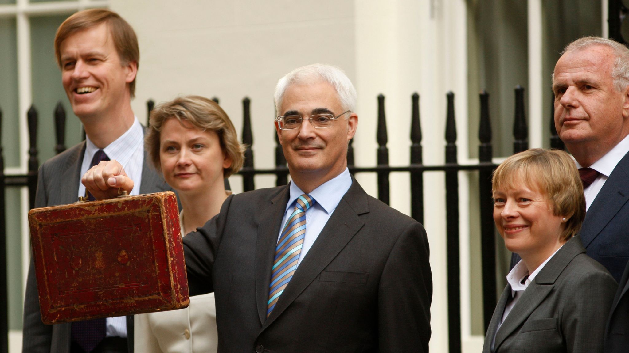 Lord Myners dies: Tributes paid to former Labour minister who was ...