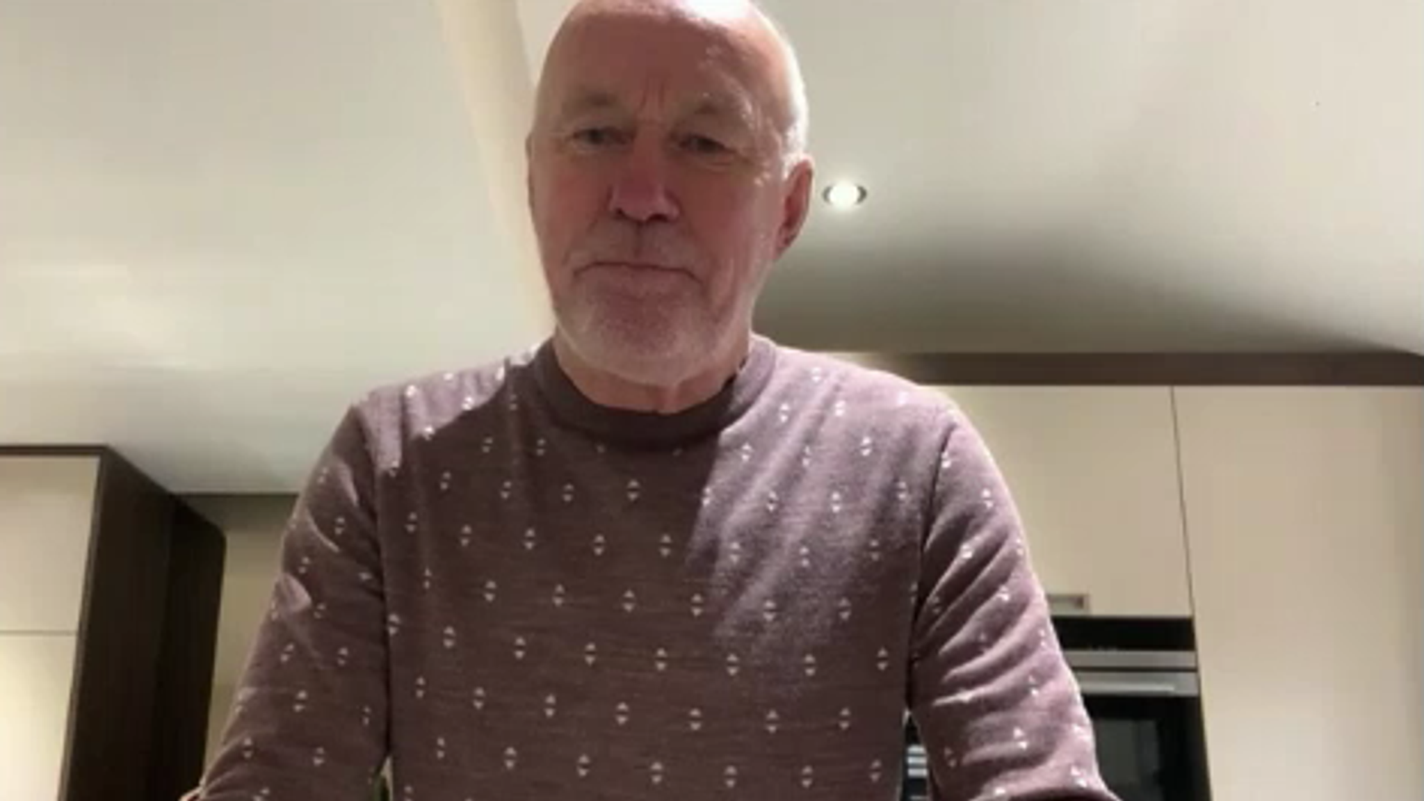 Manchester United legend Sammy McIlroy to join six-year-old boy on 15.5 ...