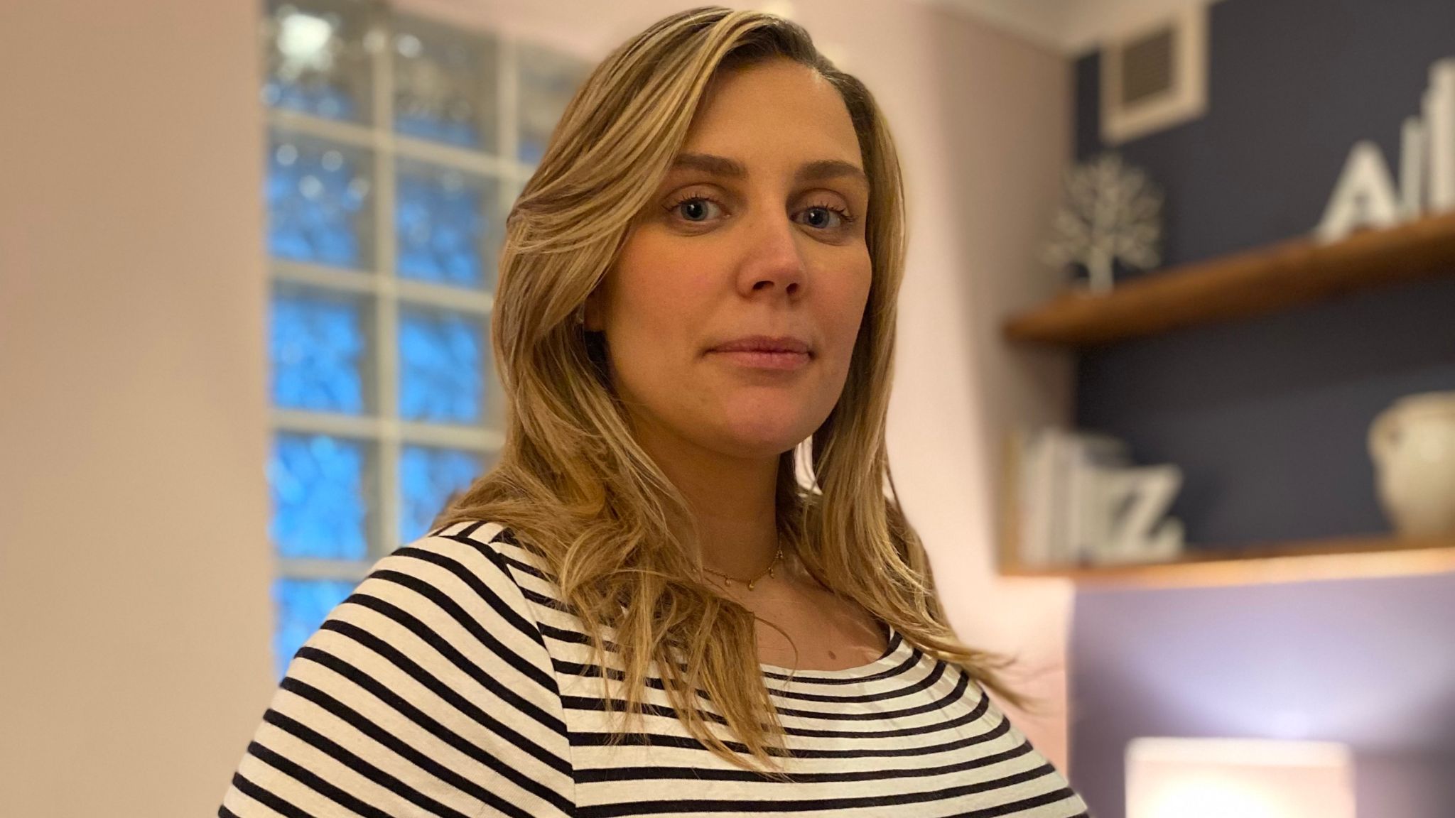 COVID-19: Unjabbed midwife criticises coronavirus vaccine mandate and ...