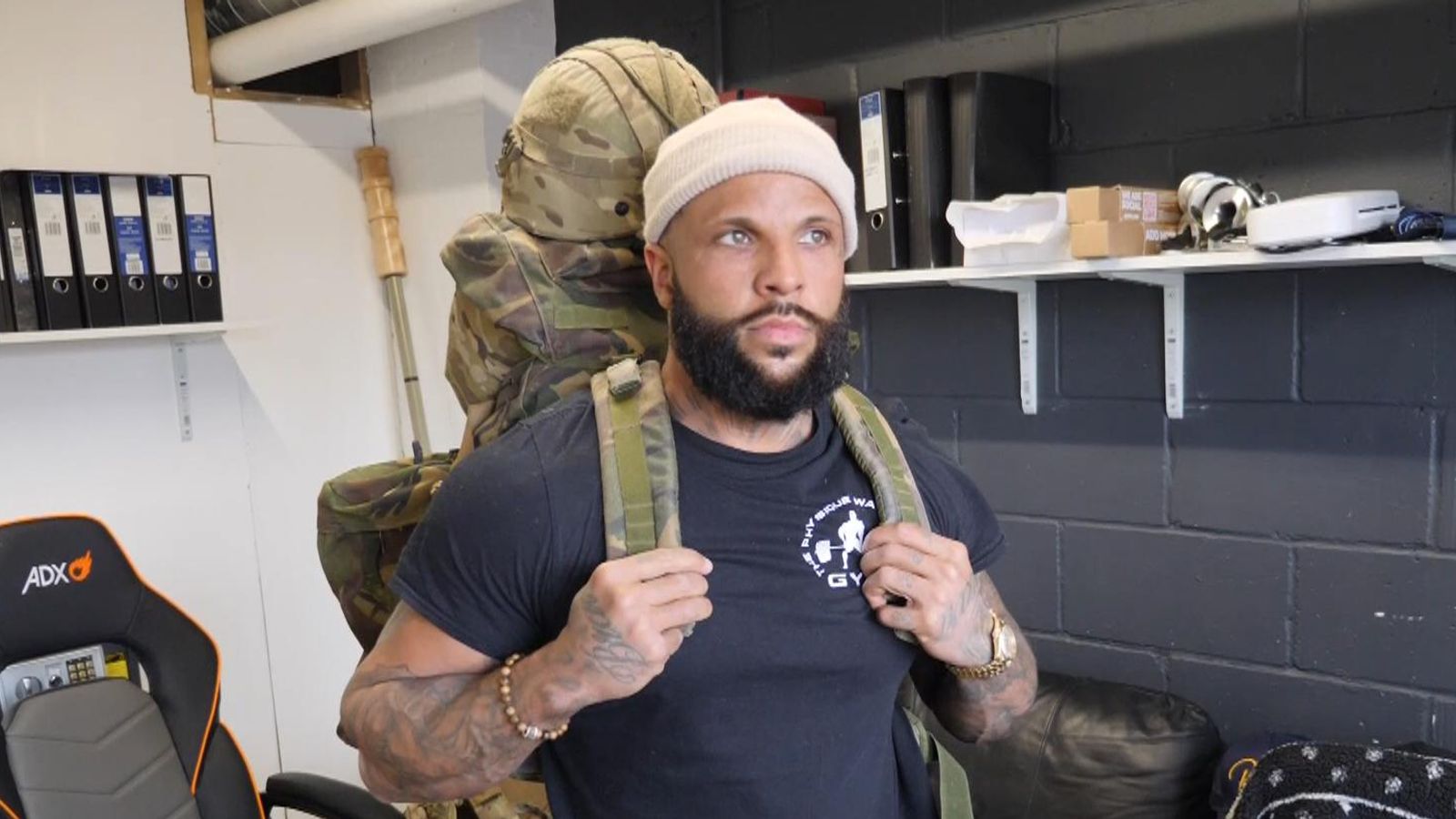 'Let's hope we make it back alive' - Meet the British volunteer ...