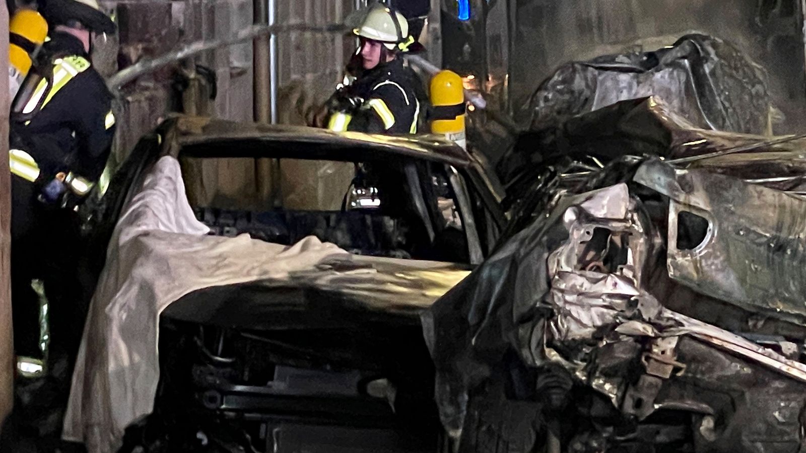 31-vehicle smash as drunk truck driver crashes through red light and ...