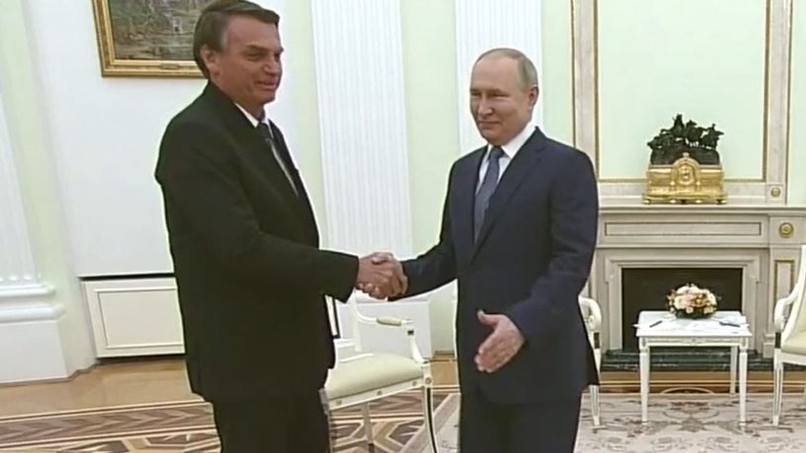 No long table for Brazil's president as he meets Vladimir Putin in ...